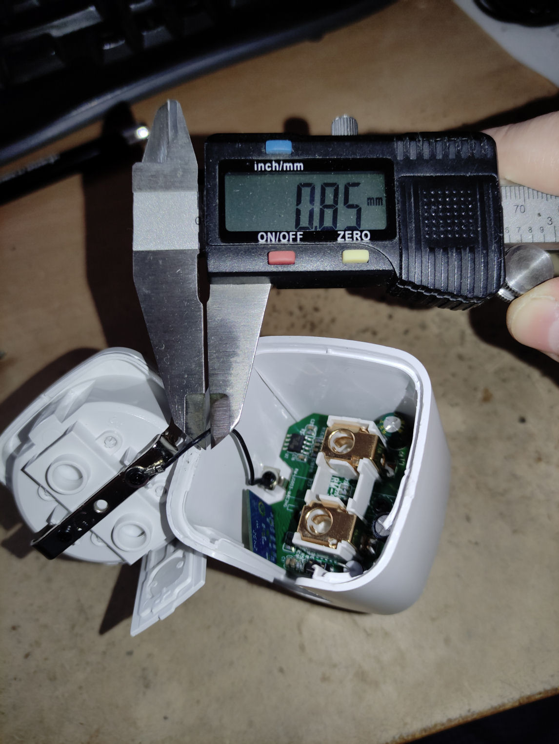 [ZIGBEE] 20A Zigbee socket with energy metering (Tuya TS011F_plug_3)