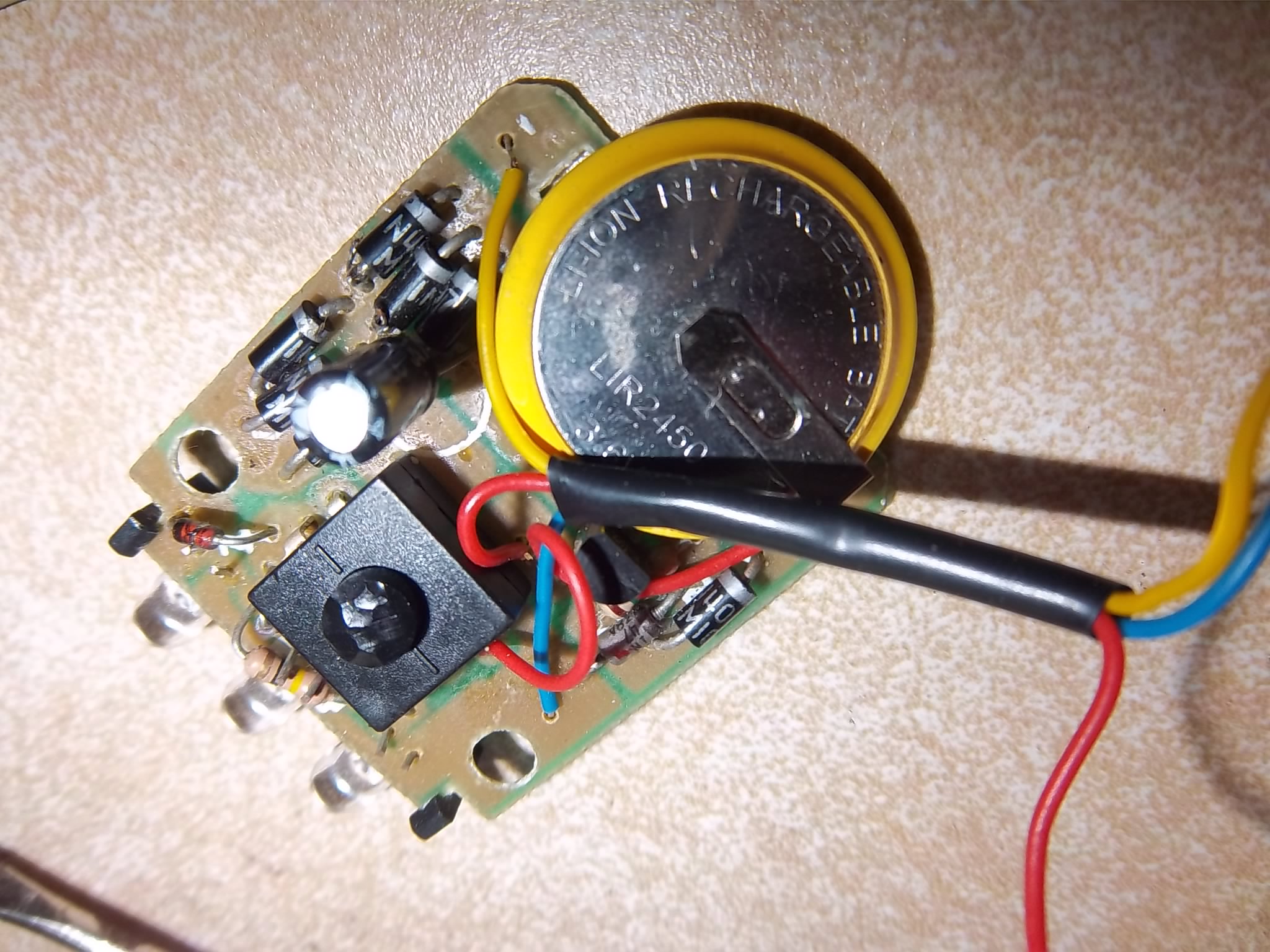 Crank dynamo to charge AA battery circuit? | Forum for Electronics