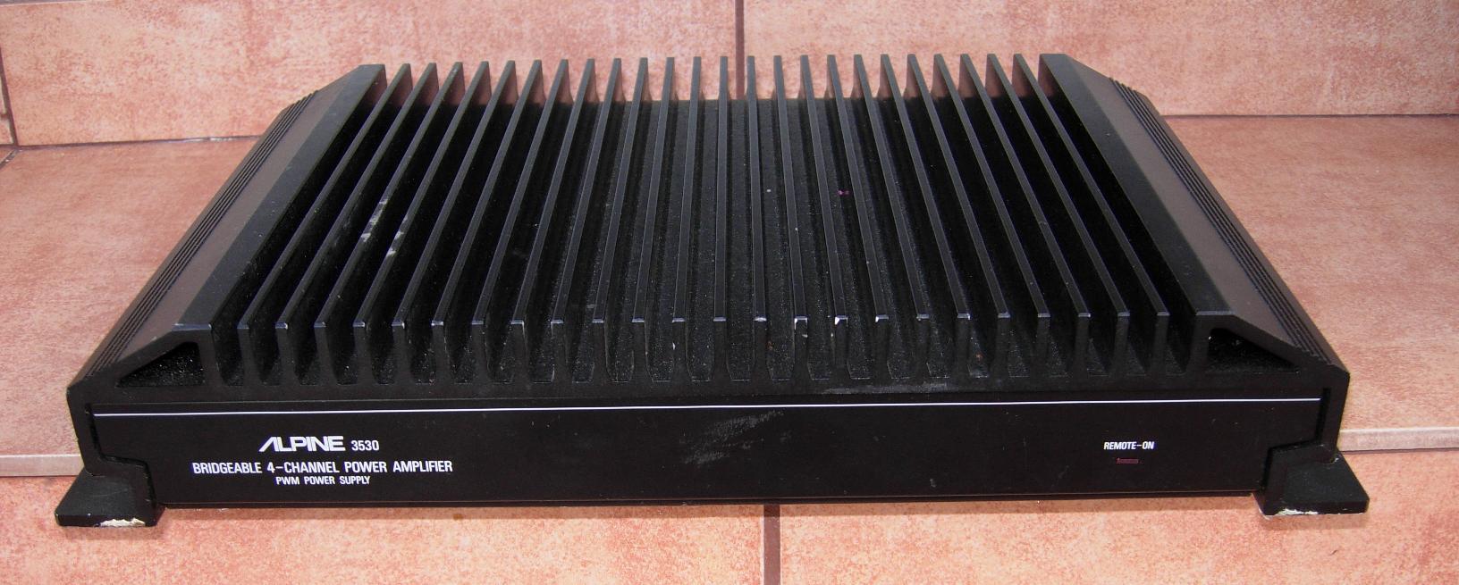 Alpine 3530 – jak poprawnie zmostkować kanały we wzmacniaczu 4-kanałowym?