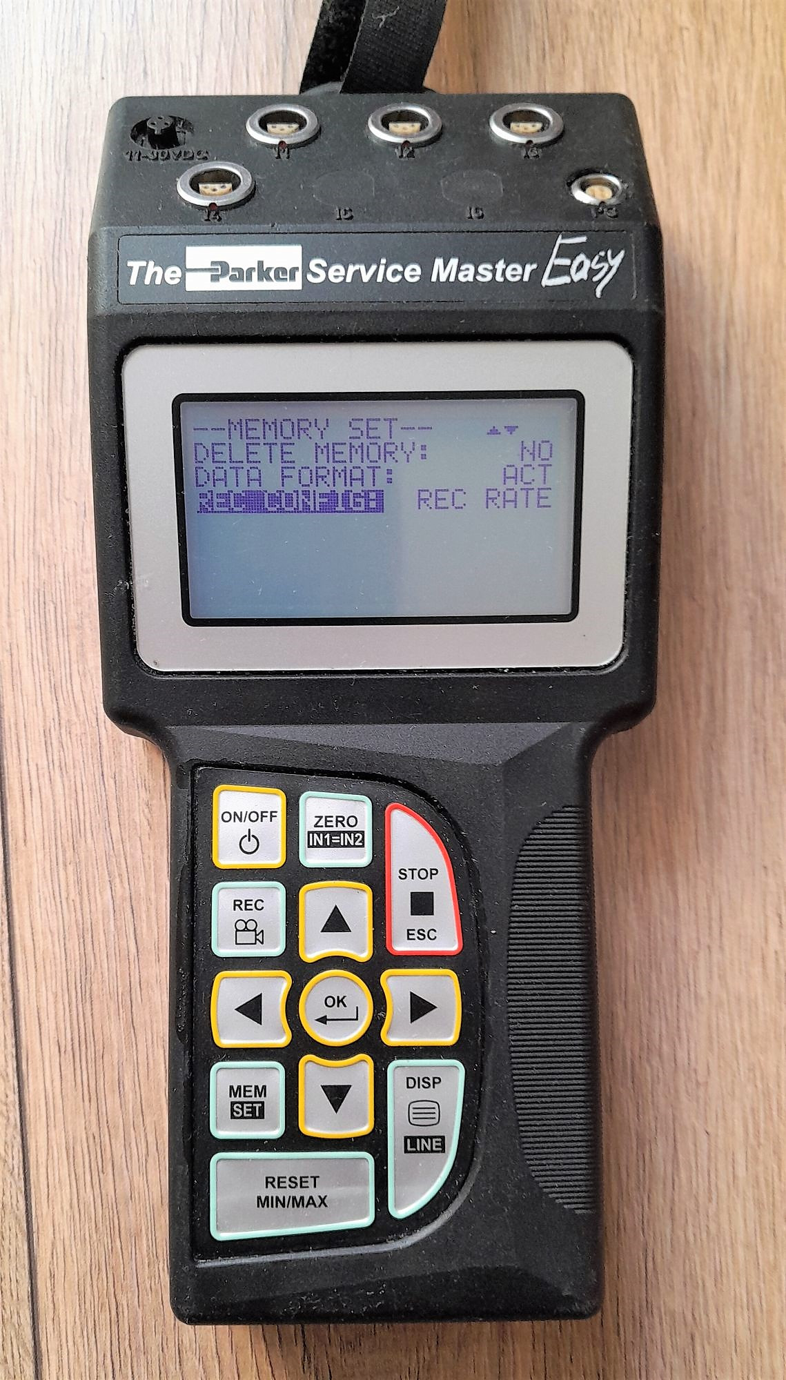 Naprawa klawiatury w testerze Parker Service Master Easy