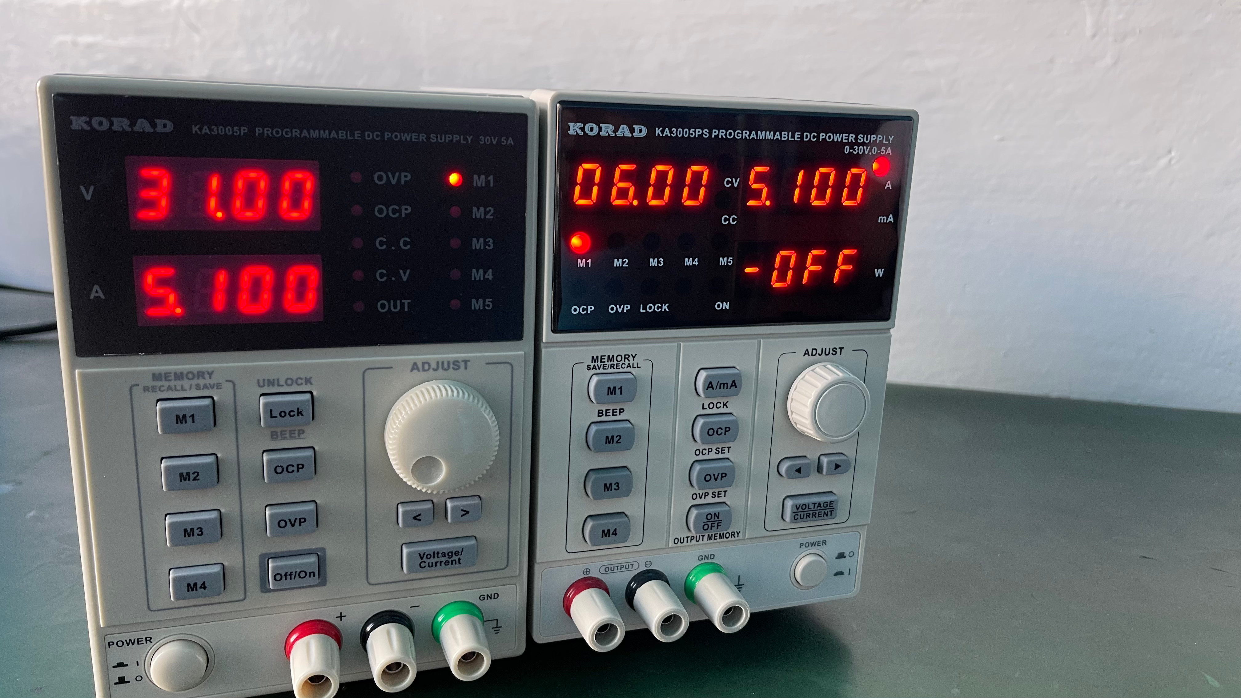 Which laboratory power supply KORAD KA3005D or KORAD KD3005D? - 2