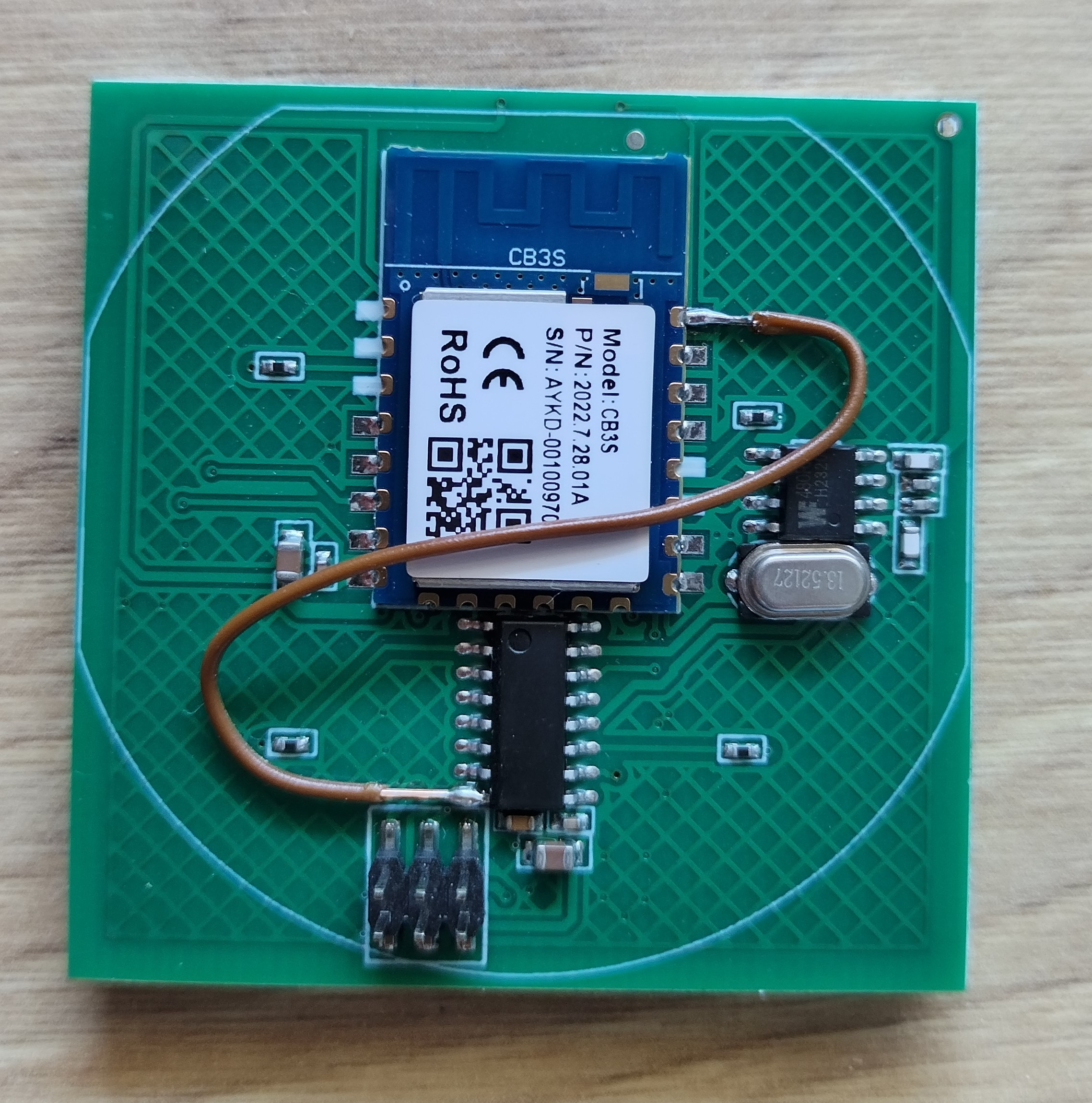 Jak zasilić włączniki dotykowe z WiFi CB3S podłączone do Arduino 3.3V?