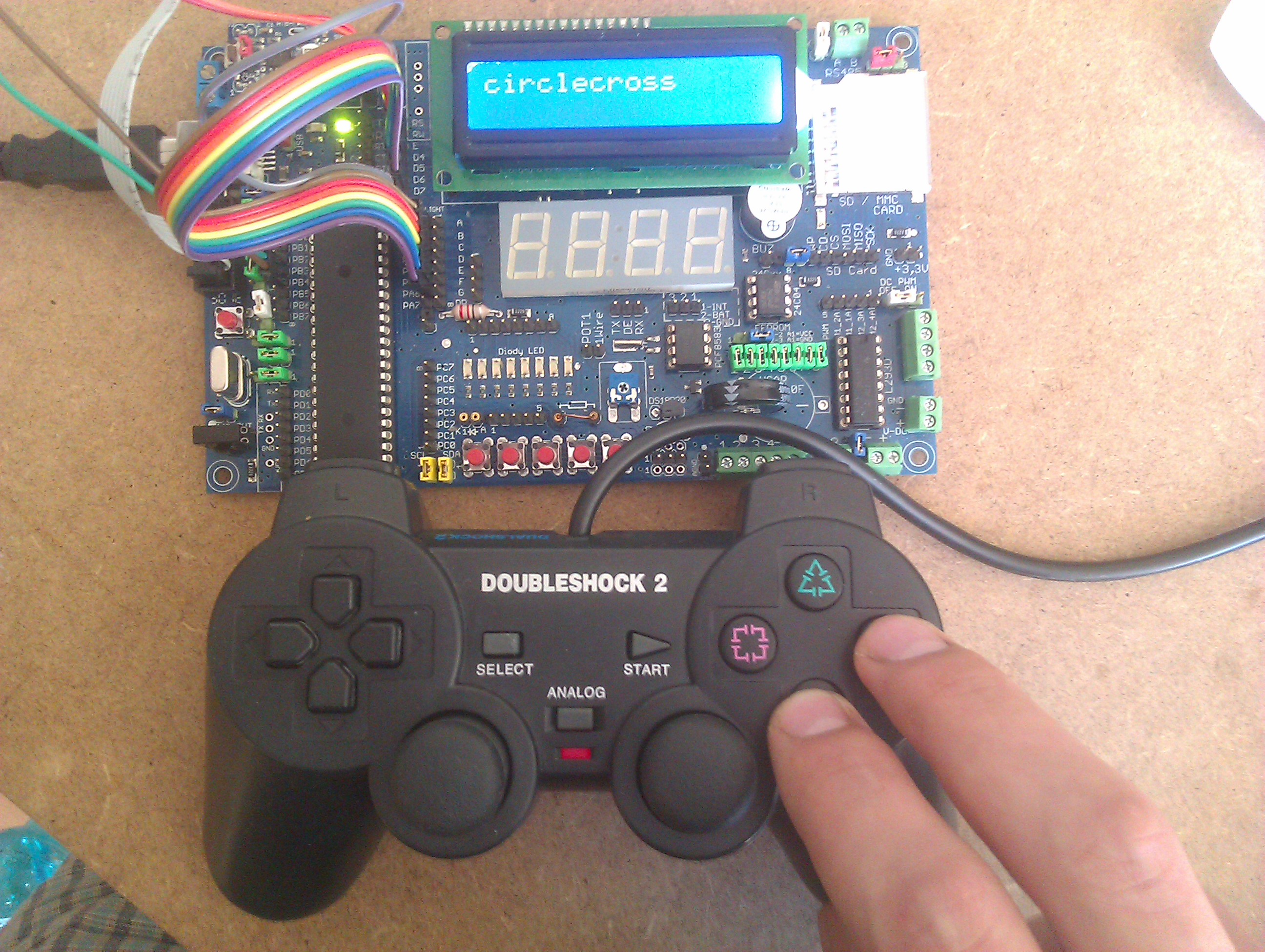 Biblioteka do obsługi padów od PS2 i PS1 - elektroda.pl