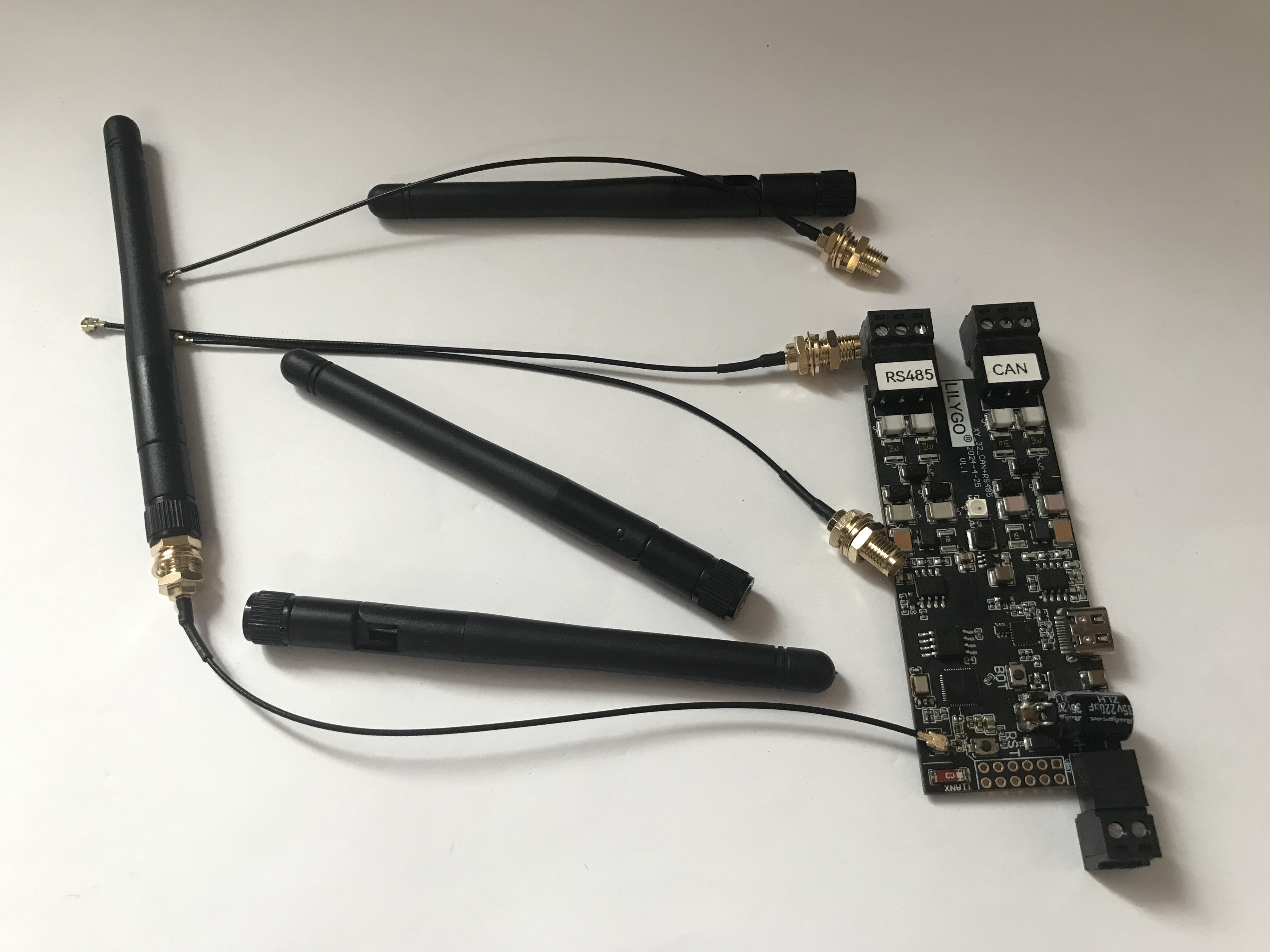 How to connect an external antenna to the ESP32? IPEX connector and jumpers - better WiFi coverage