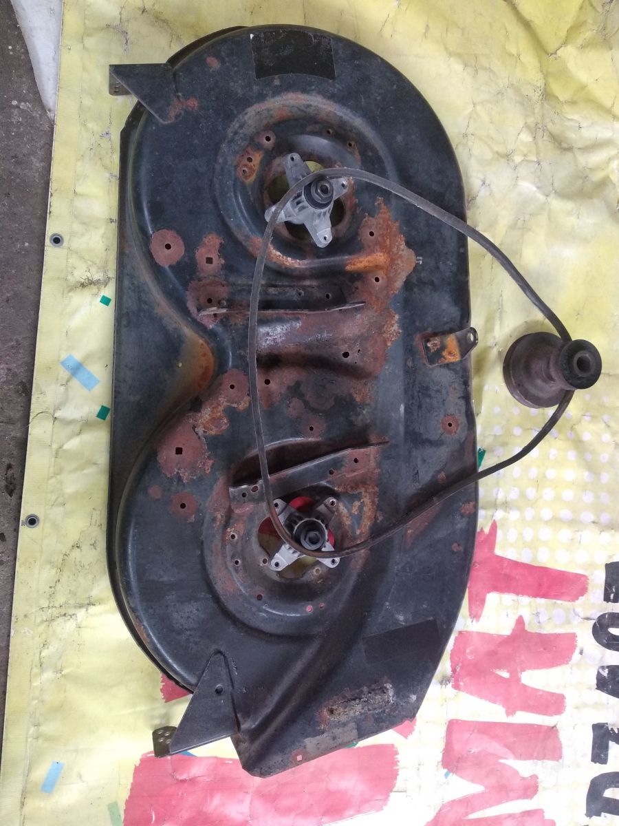 Kosiarka traktorek MTD B155 - noże działają cały czas, brak napinaczy