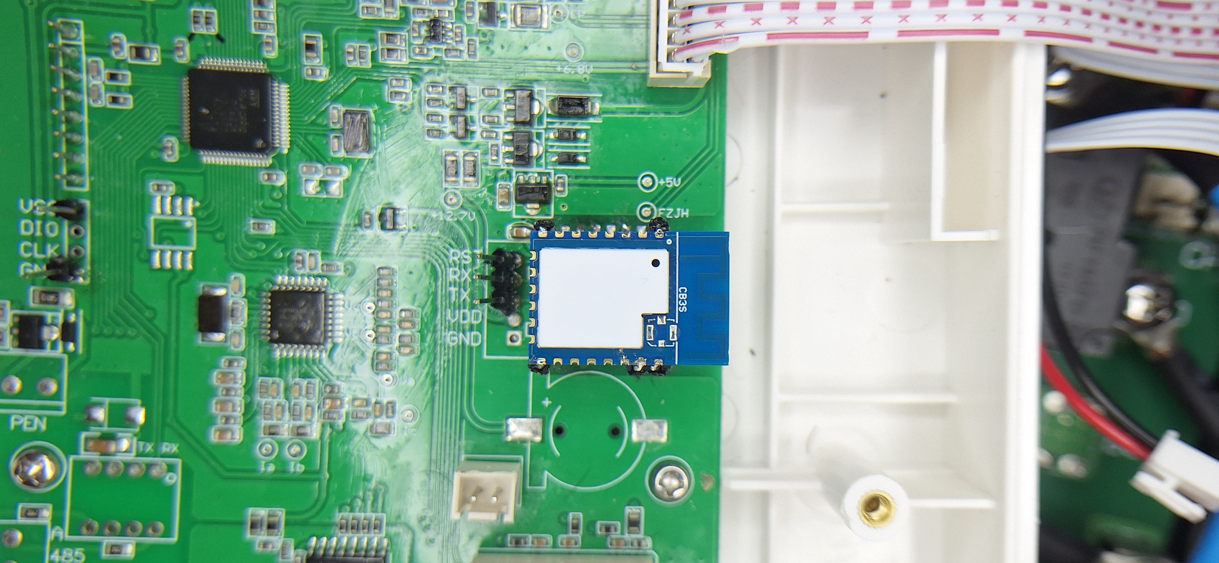 [WBR3] Feyree EV Charger teardown with adjustable charging via TuyaMCU