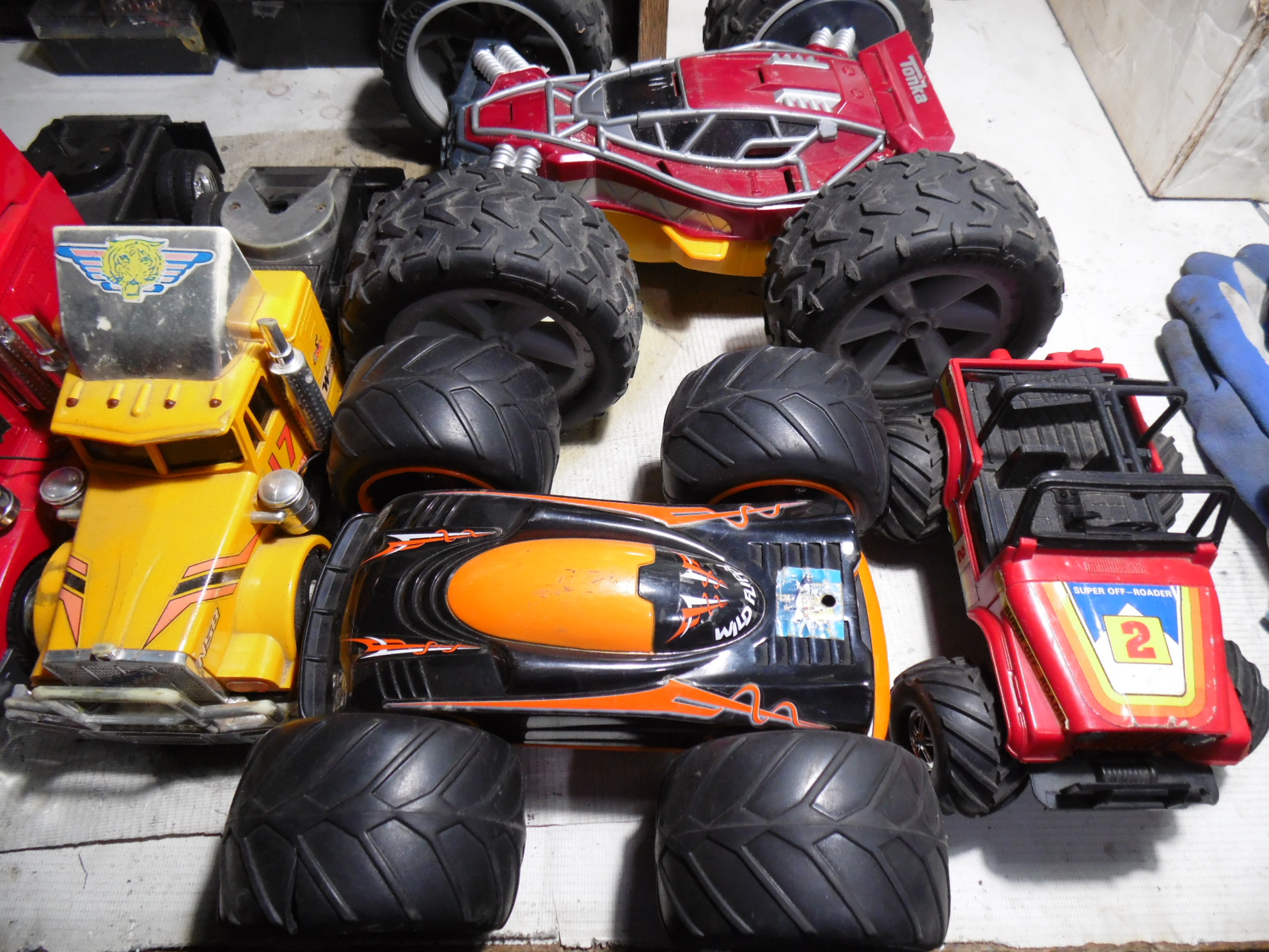 [Sprzedam] Autka RC (Dickie, Nikko, Tronico, No Name) i Piloty - Brak ...