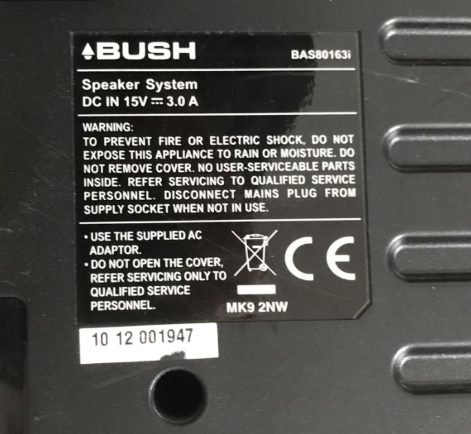 Wnętrze głośników Bush Speaker System BAS80163i MK9 2NW (iPod Dock)