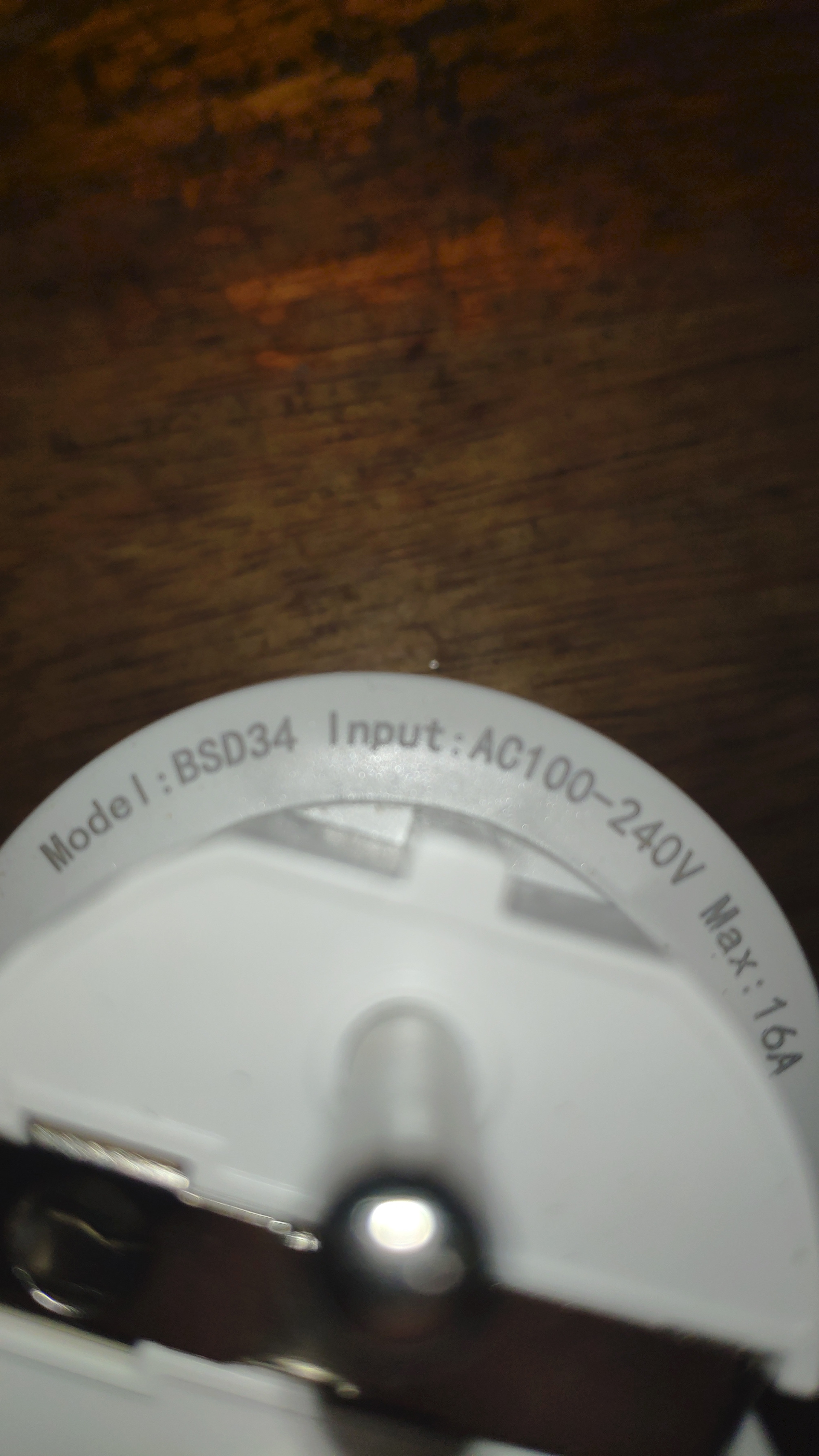 [BK7231N][CB2S] Ledlux BSD34 Smart Socket: Upgraded with CB2S Module ...