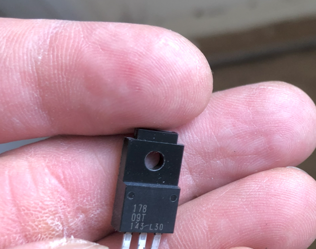 Identyfikacja elementu elektronicznego ze zdjęcia – oznaczenie BA17809T