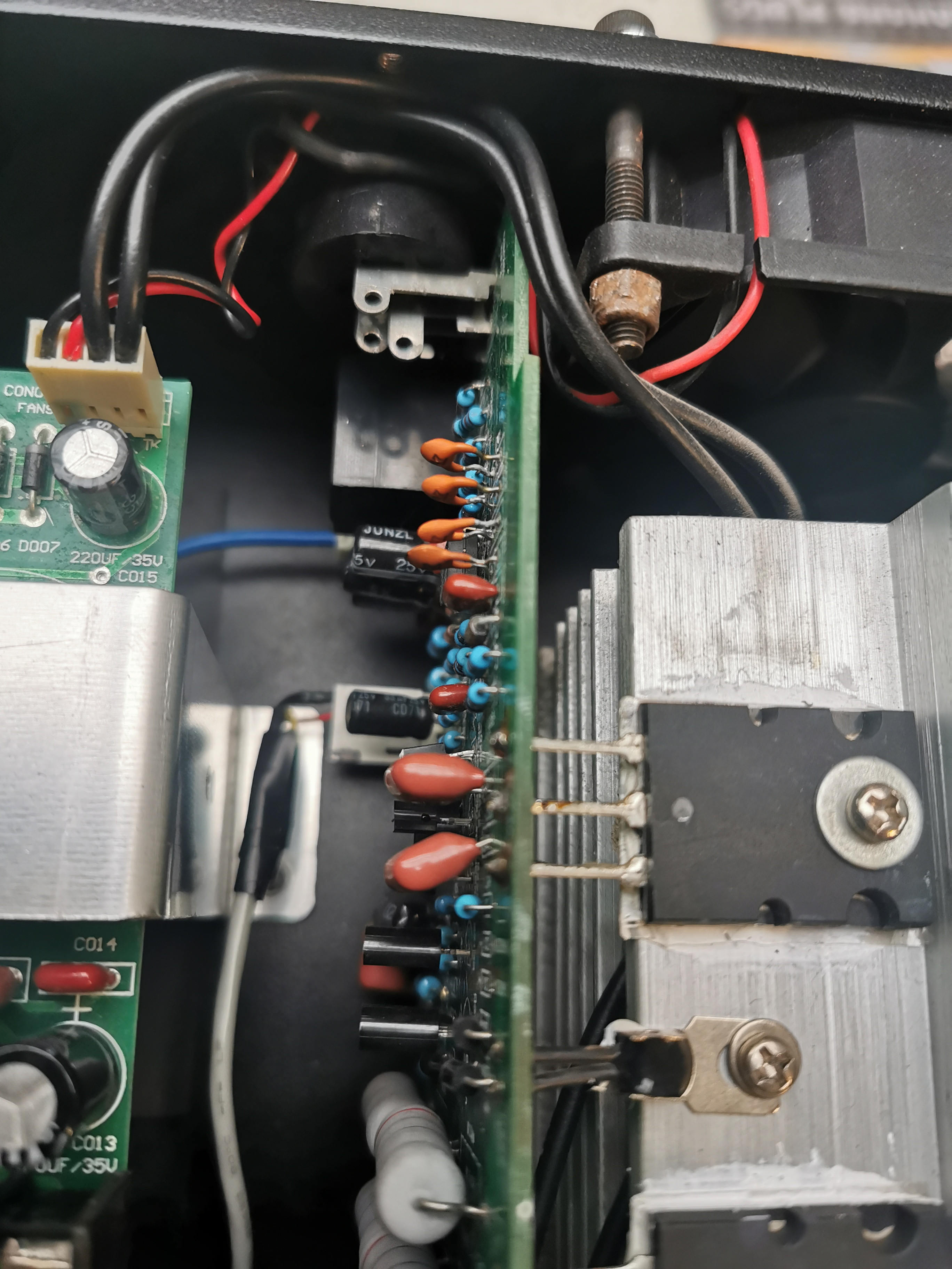 [Rozwiązano] Wzmacniacz LD Systems PA800 - poszukiwany schemat, wymiana ...