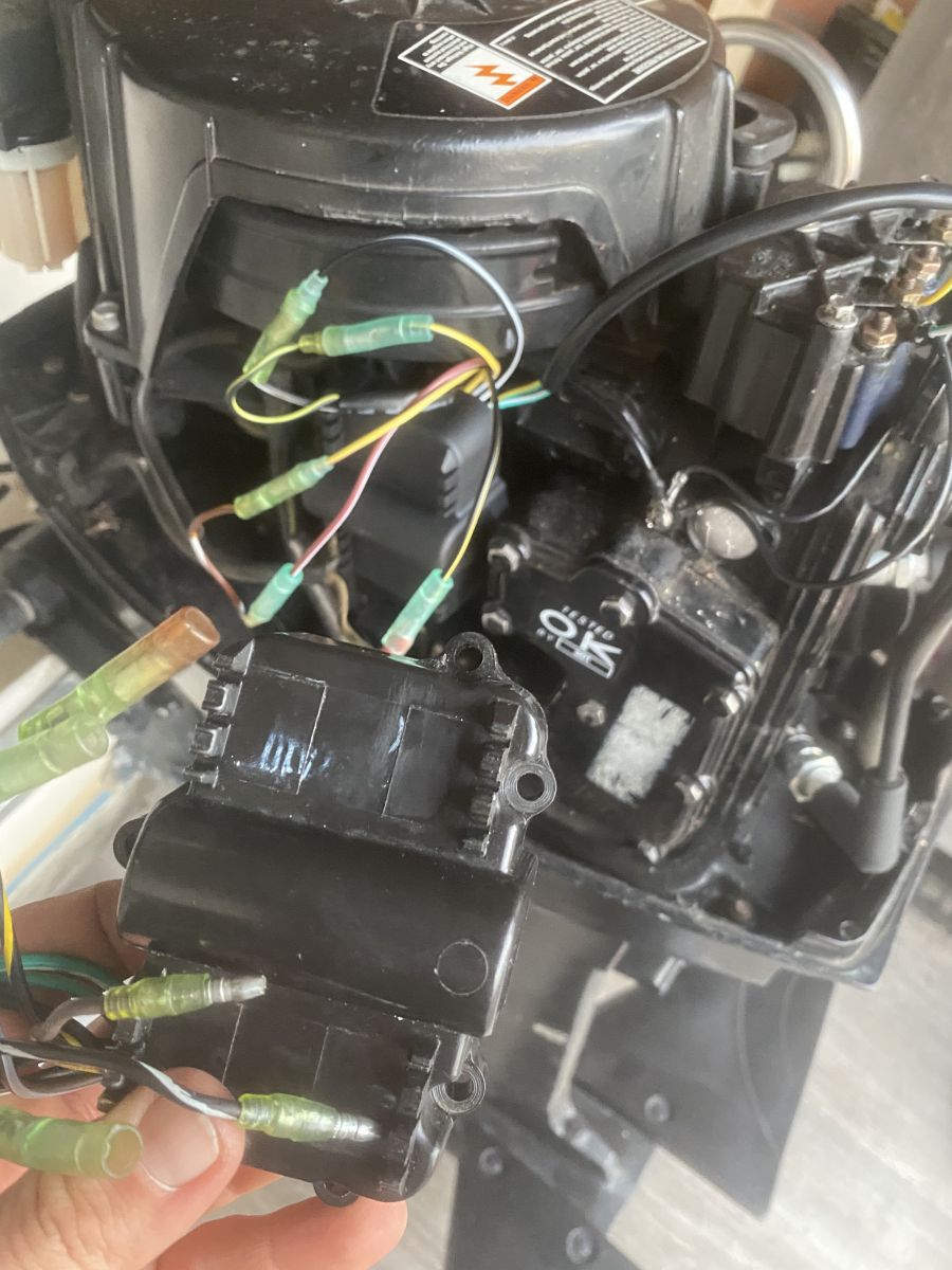 Brak iskry na jednym cylindrze w Mercury 25pk 2T, regulator OK