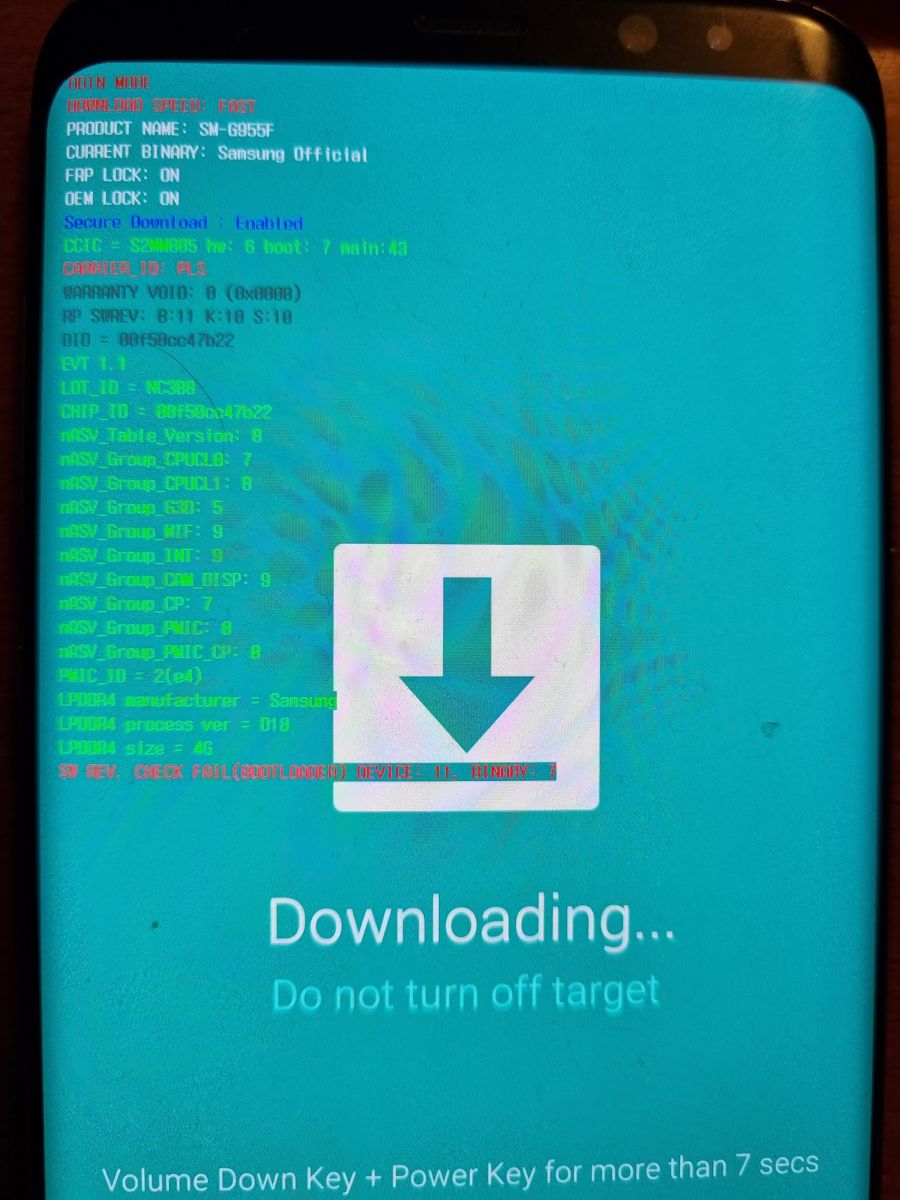 Samsung s8+ - Nie włącza się, tylko logo i napis kernel rev. Check fail device:1