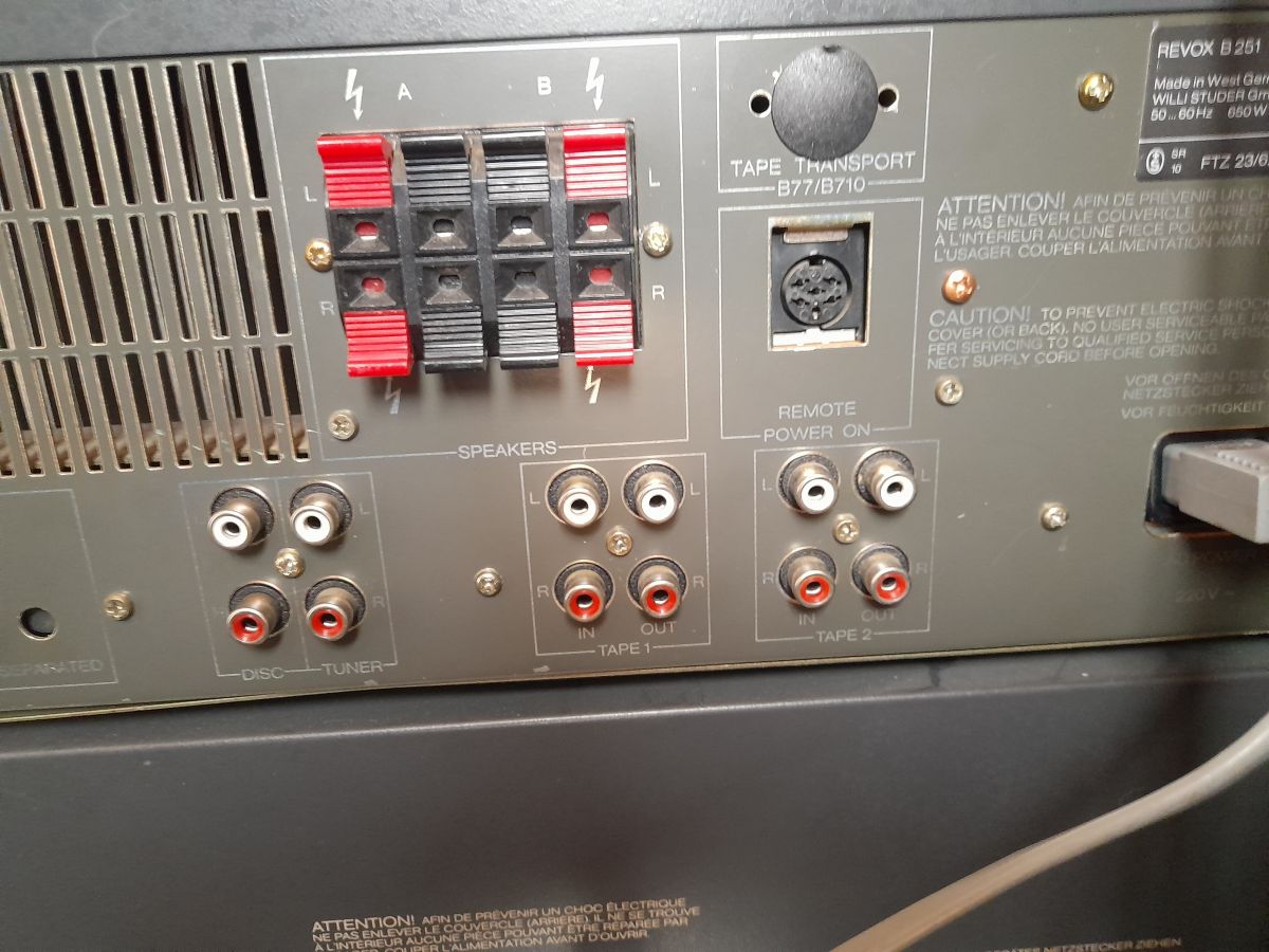 Revox B251 - Po uruchomiemiu wzmacniacza bardzo słaby dżwięk.