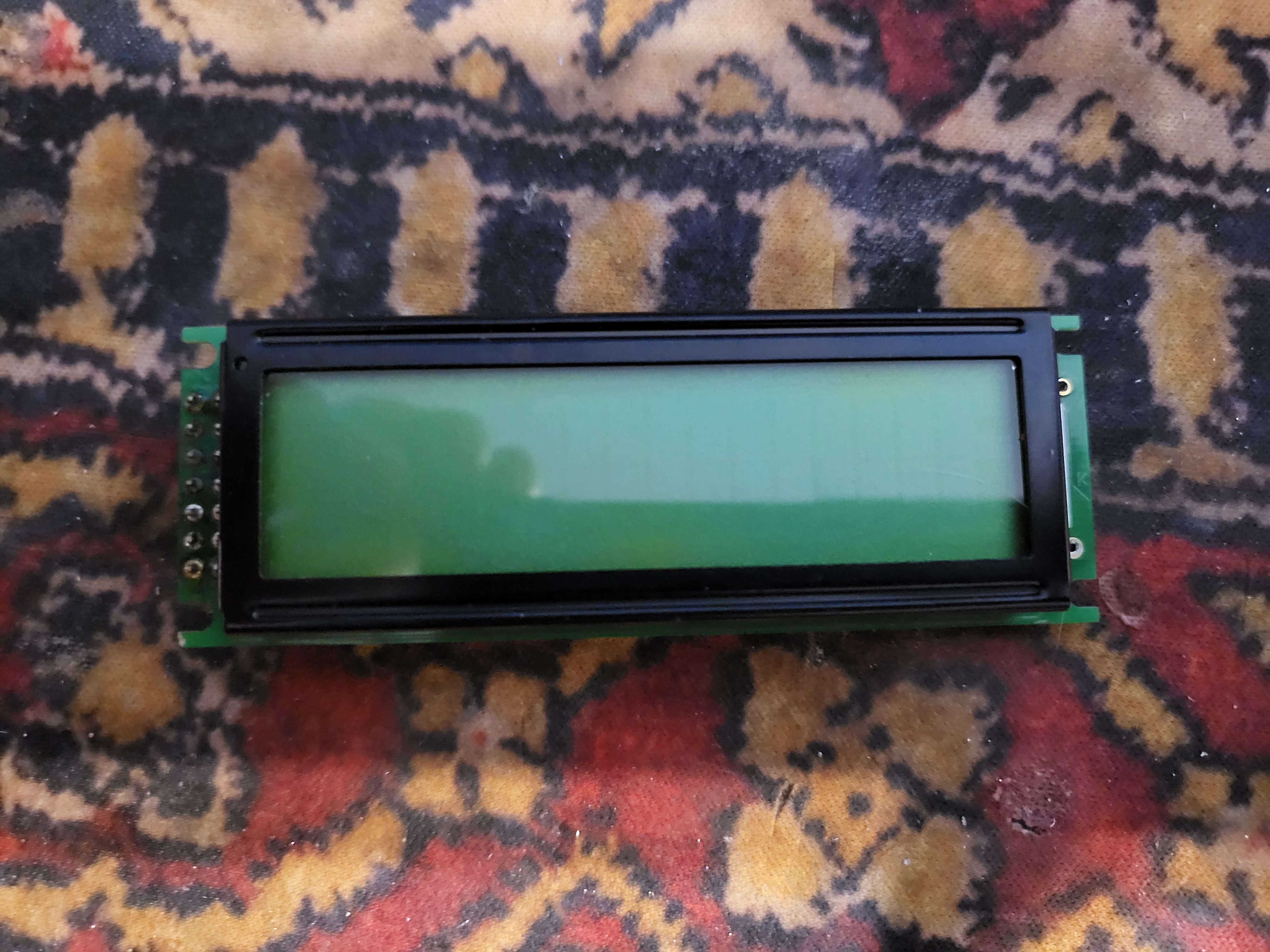 [Rozwiązano] Jak podłączyć ekran 2x16 do Arduino? Szukam pinoutu ...