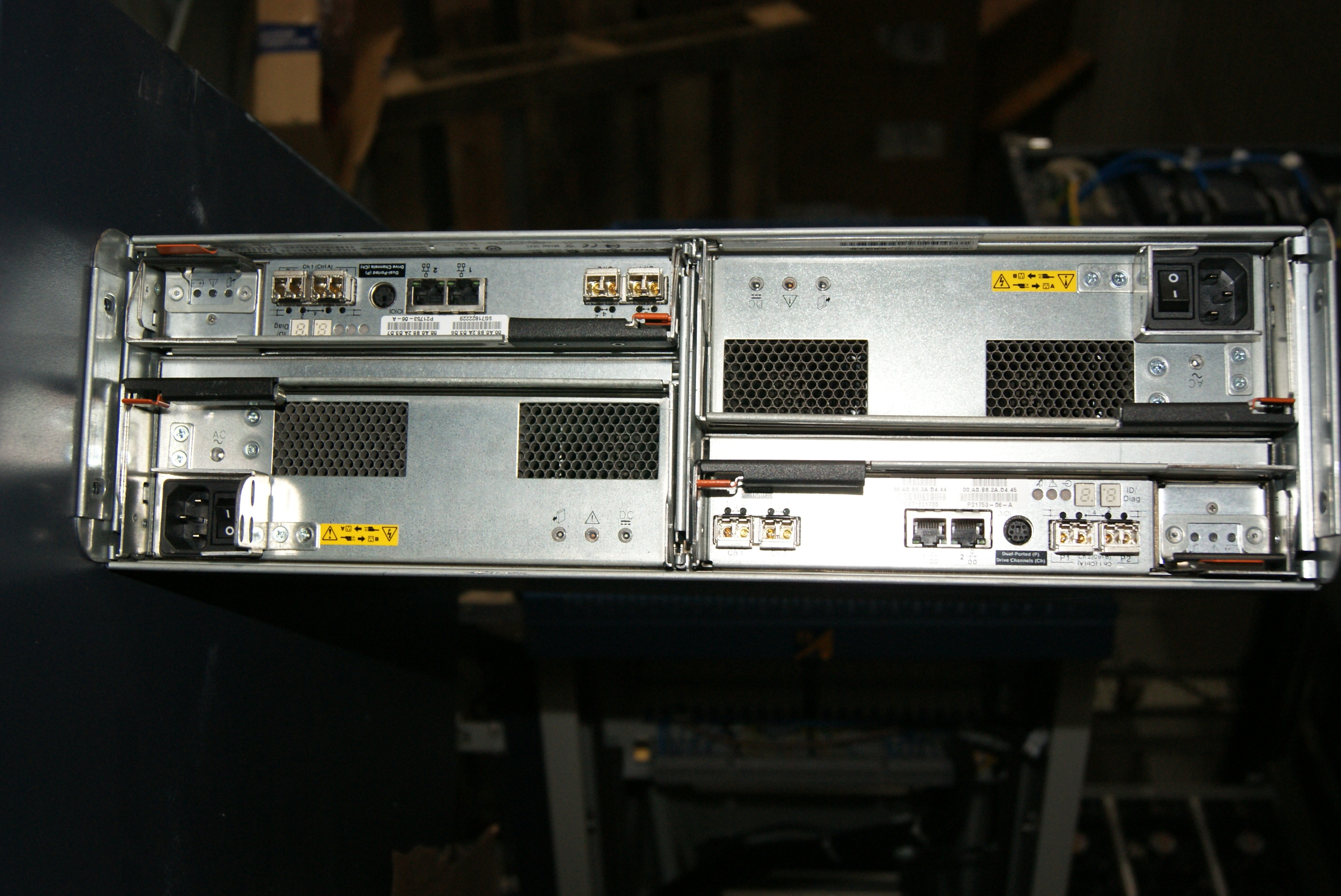 Jak podłączyć macierz Sun StorageTek 6100 do Windows XP?