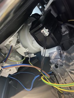 Electrolux ESL75330LO - brak podgrzewania wody mimo wymiany grzałki i ...