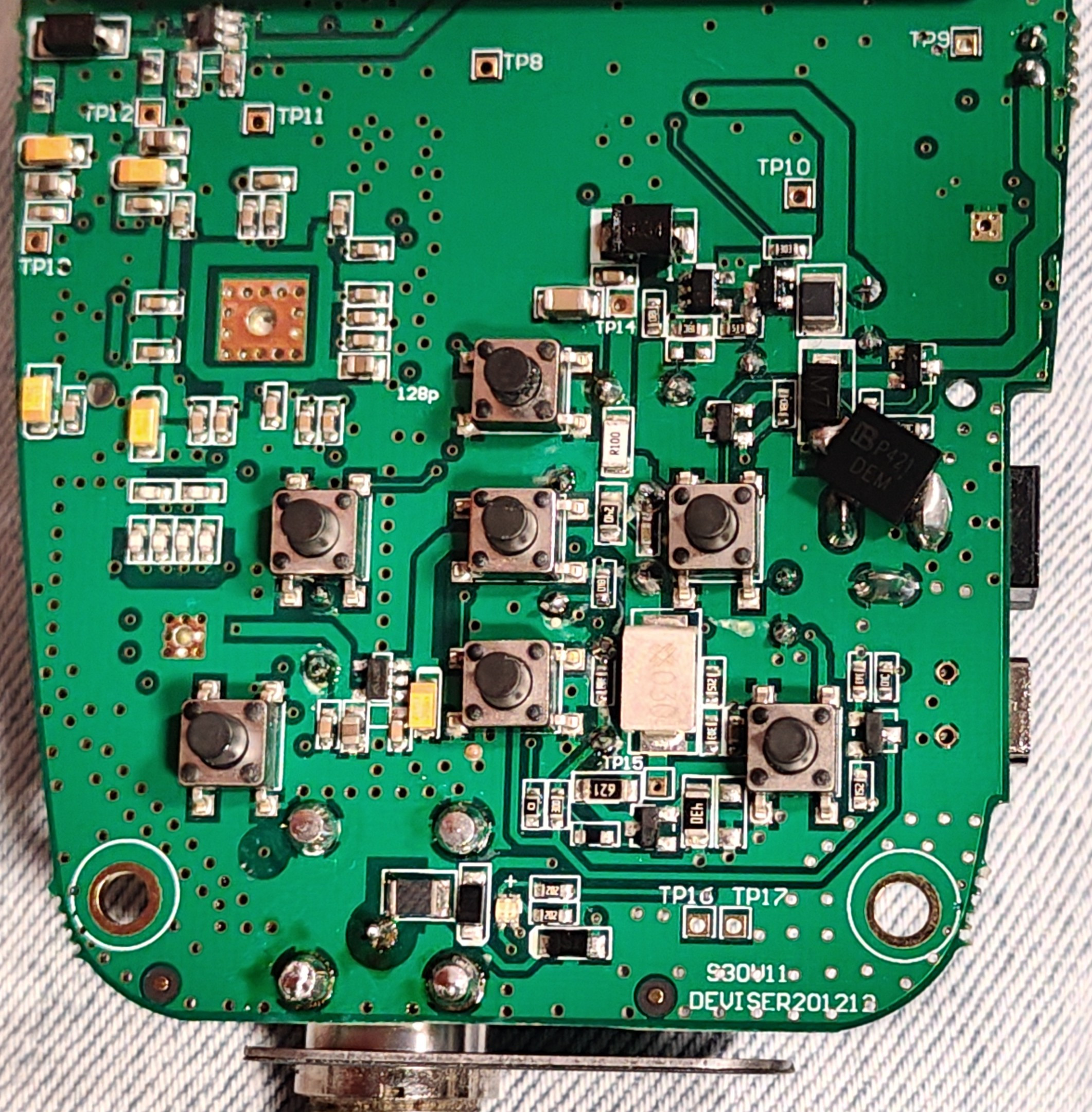 Brak wyświetlania mocy i siły sygnału na mierniku Deviser S30 po ...