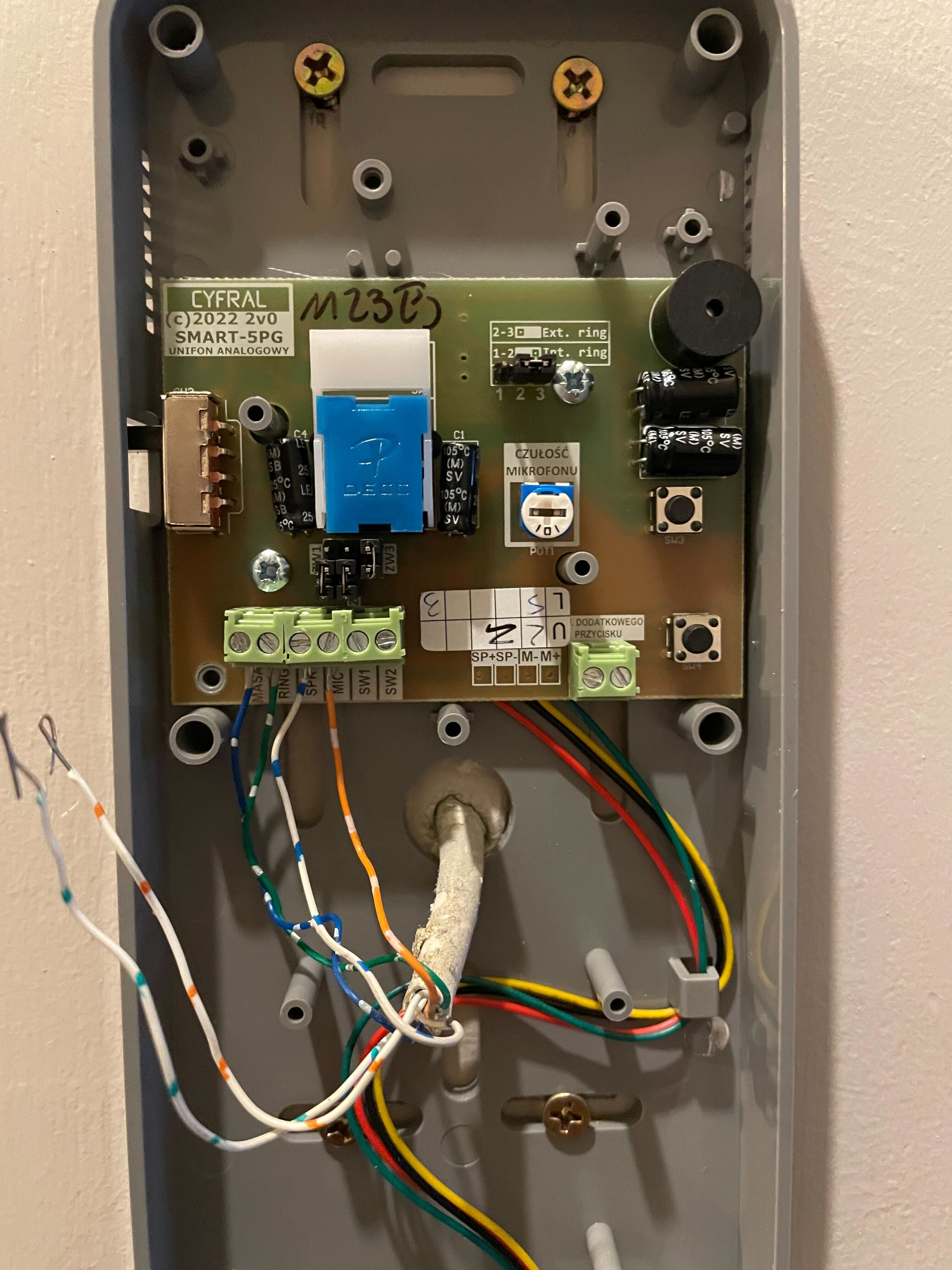 [Solved] Wiring Guidance for Cyfral Smart-5PG Intercom with 6-Wire Setup