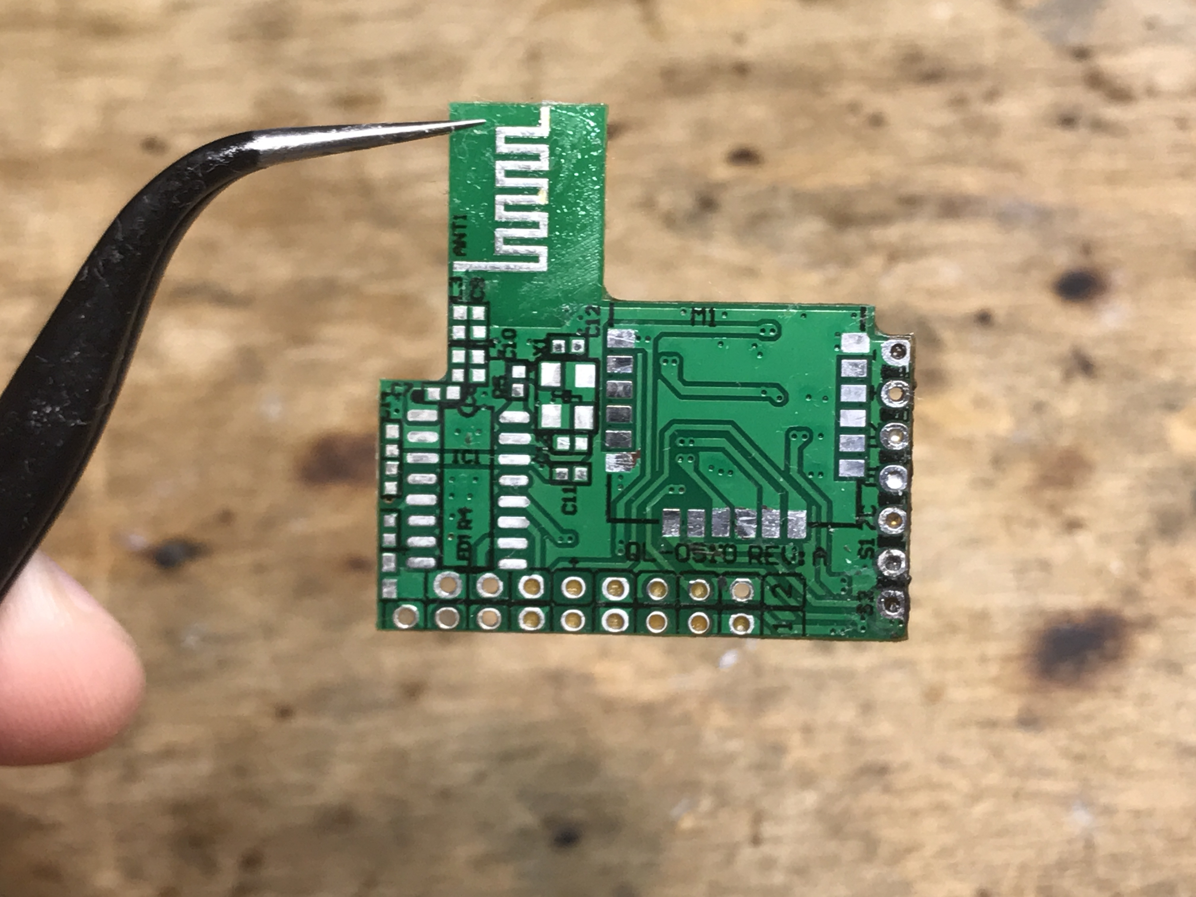 WXDM2 dual dimmer - reverse engineering - strange UART protocol