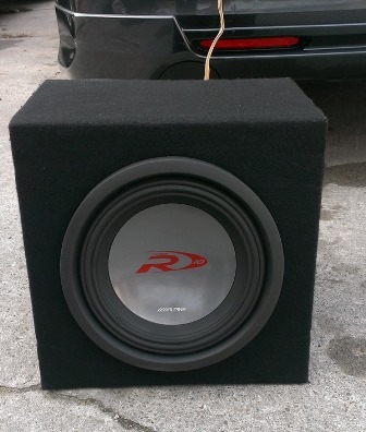 [Sprzedam] Wzmacniacz Alpine 3539, Skrzynia Alpine SWR 1042D