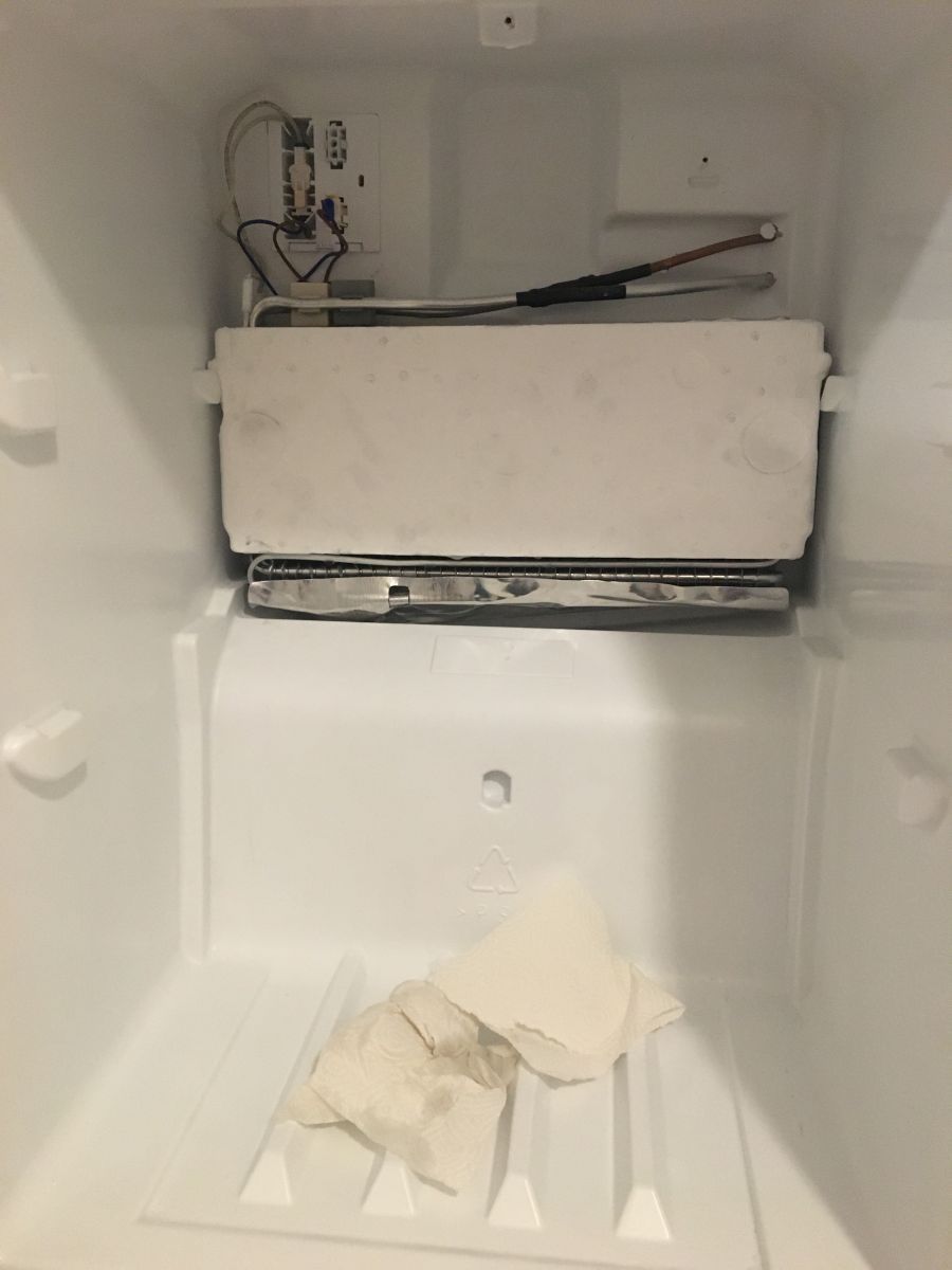 Electrolux ENN2841AOW lodówka w zabudowie za mocno mrozi