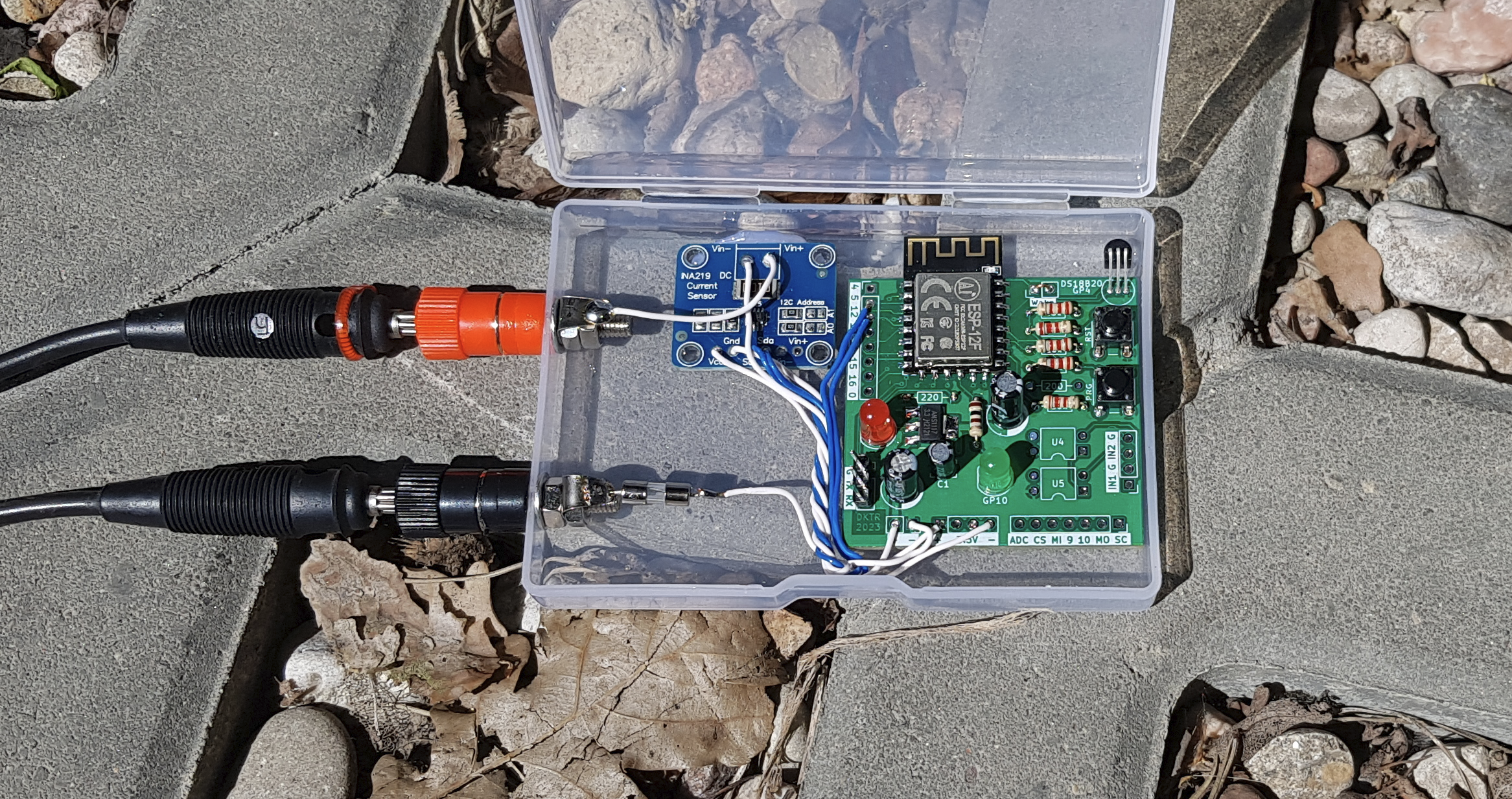 Remote battery voltage monitoring system (ESP8266 and INA219)