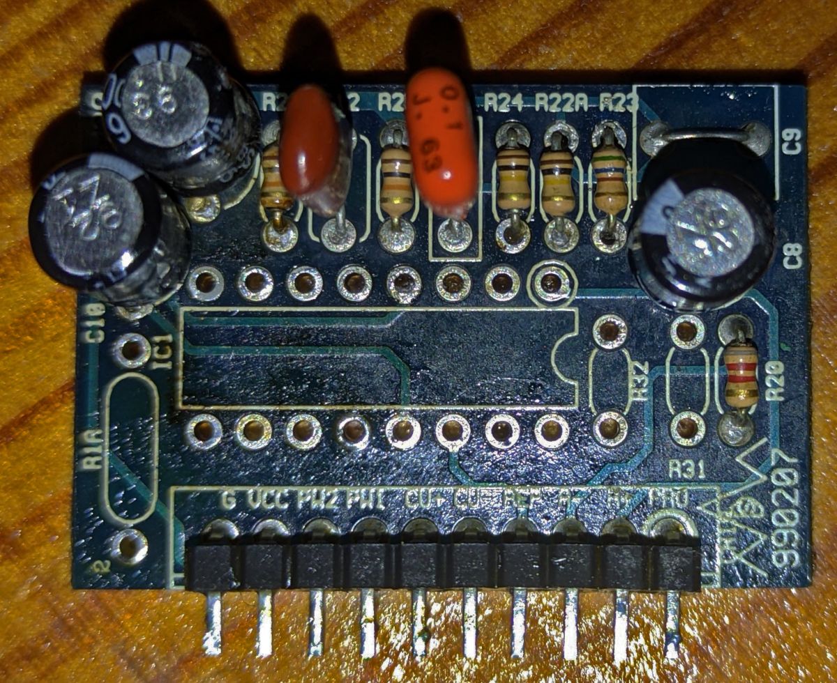 [Rozwiązano] Wzmacniacz GMS 954 - grzejący się rezystor w module PWM ...