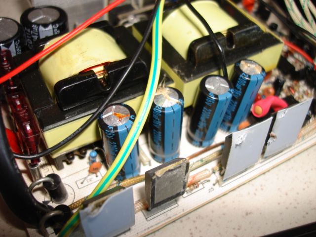 Przetwornica napiecia 700W - Pro User INV800 - uszkodzone kondensatory