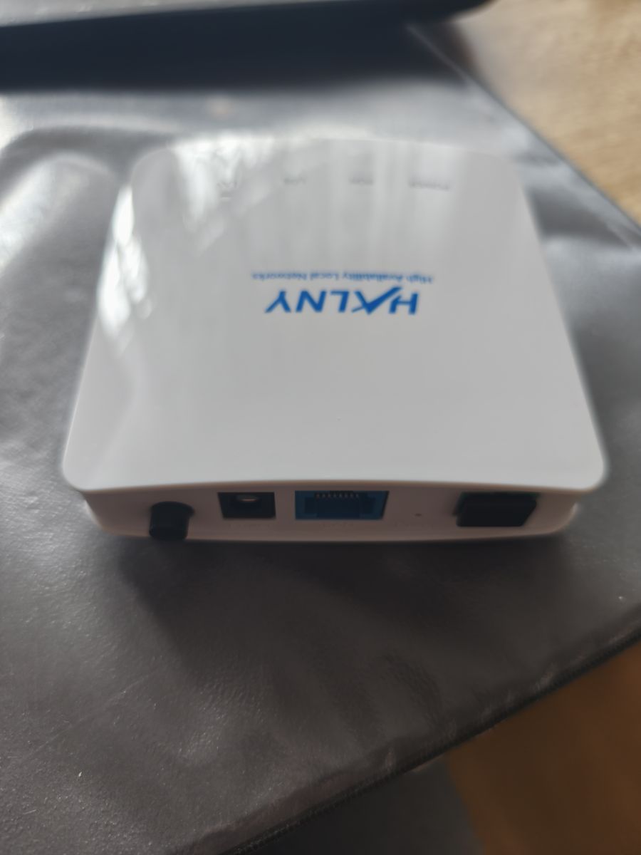 Jak zwiększyć zasięg WiFi Direct między lodówką Samsung Family Hub a TV ...