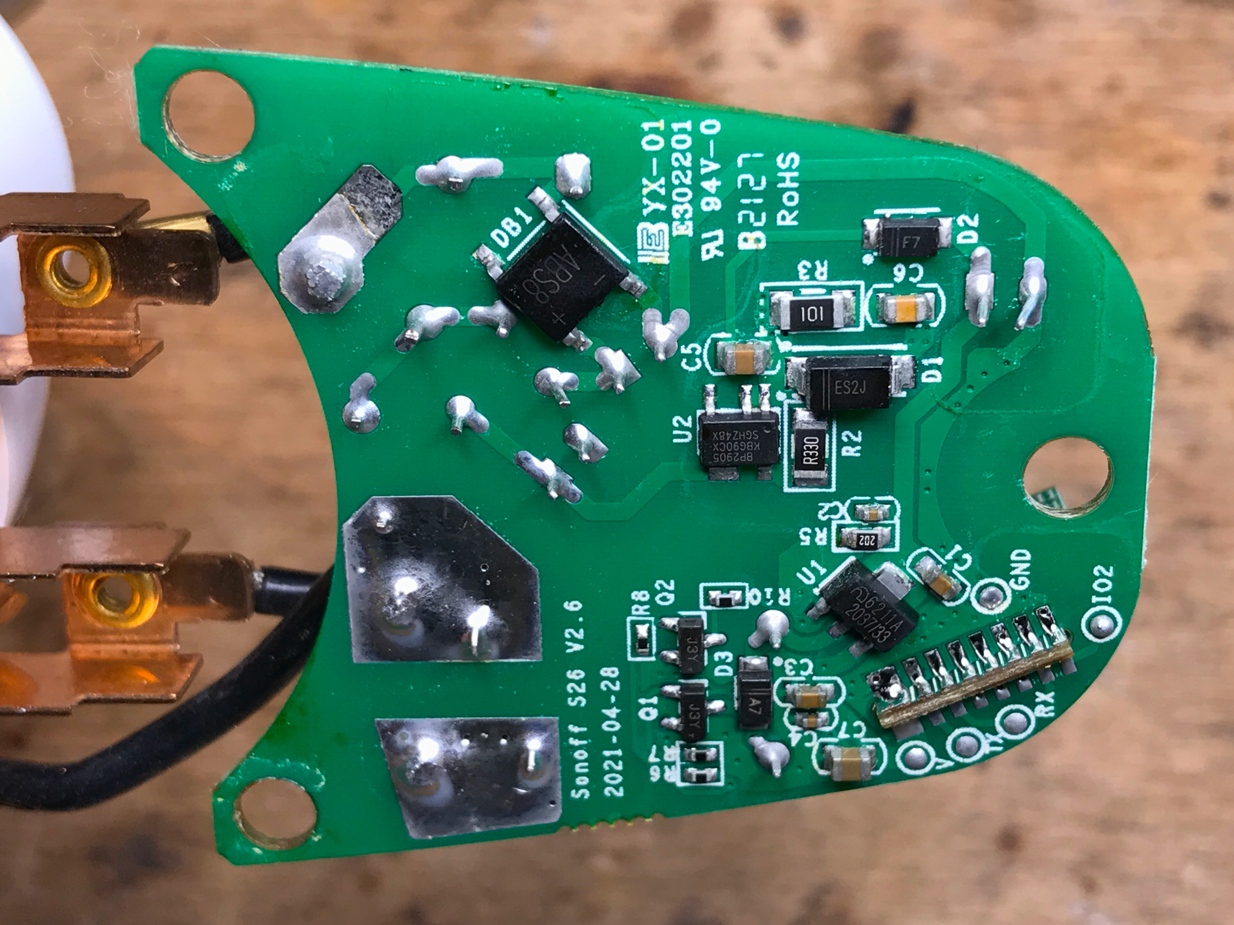 Sonoff S26 R2 Smart Plug - interior, batch change [ESP8266].