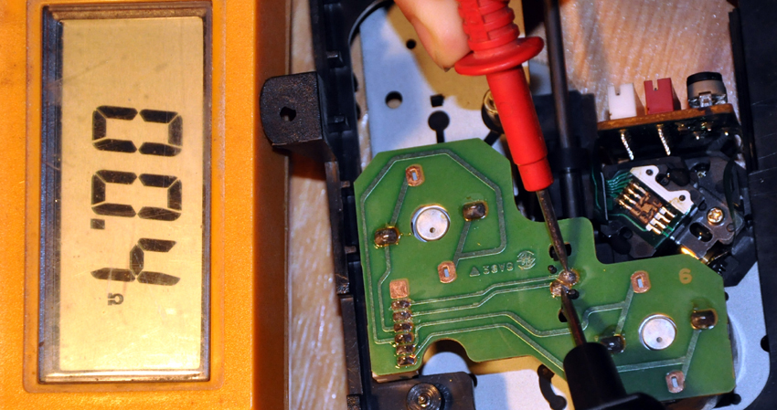 SONY KSS240A - laser (sprawny) nie ogniskuje, taśma sprawna