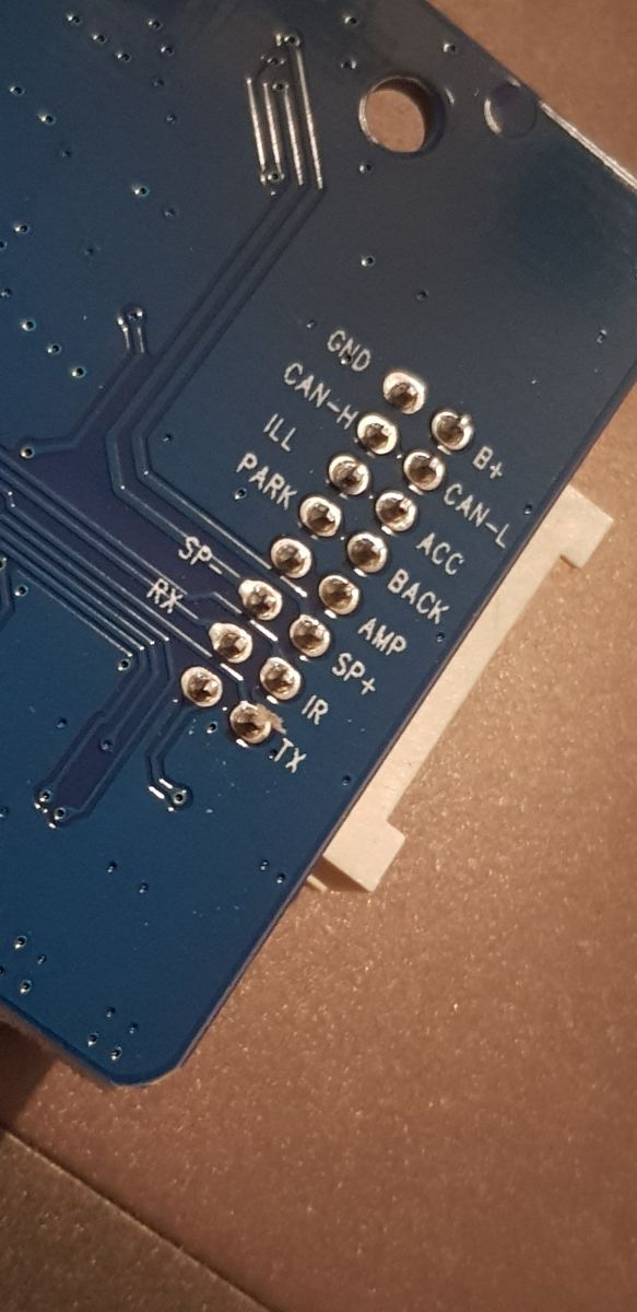 CAN BUS DECODER audi a4 b7 brak połączenia ze sterowaniem z kierownicy.