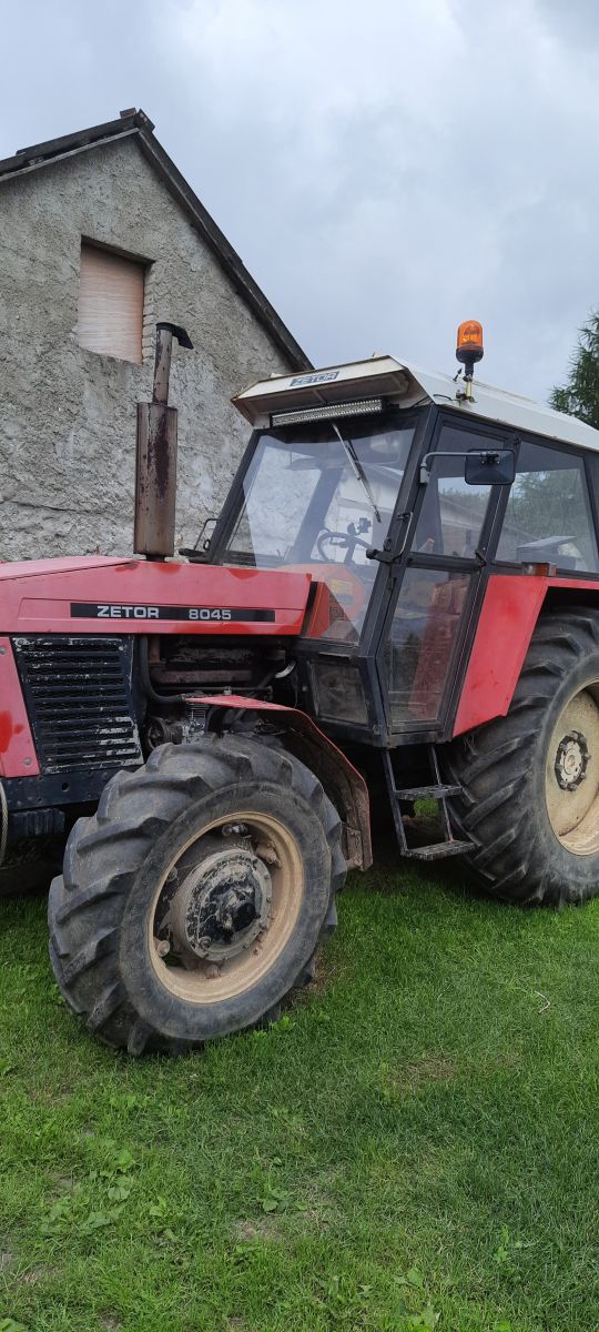 Zetor 8045 - Włączanie dopływu płynu do nagrzewnicy przy suficie i ...