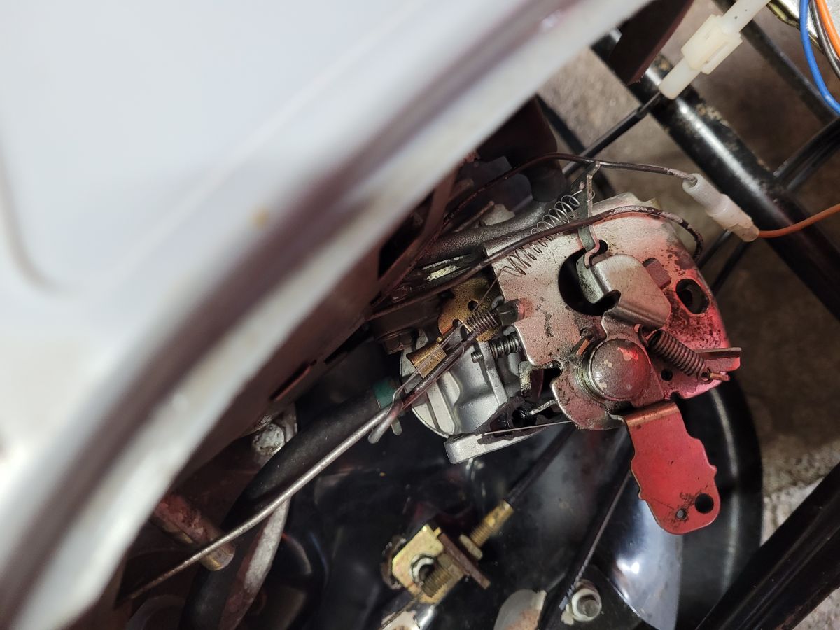 Niekompletny gaźnik oraz cewki ładowania BRIGGS STRATTON 60 INTEK EDGE OHV