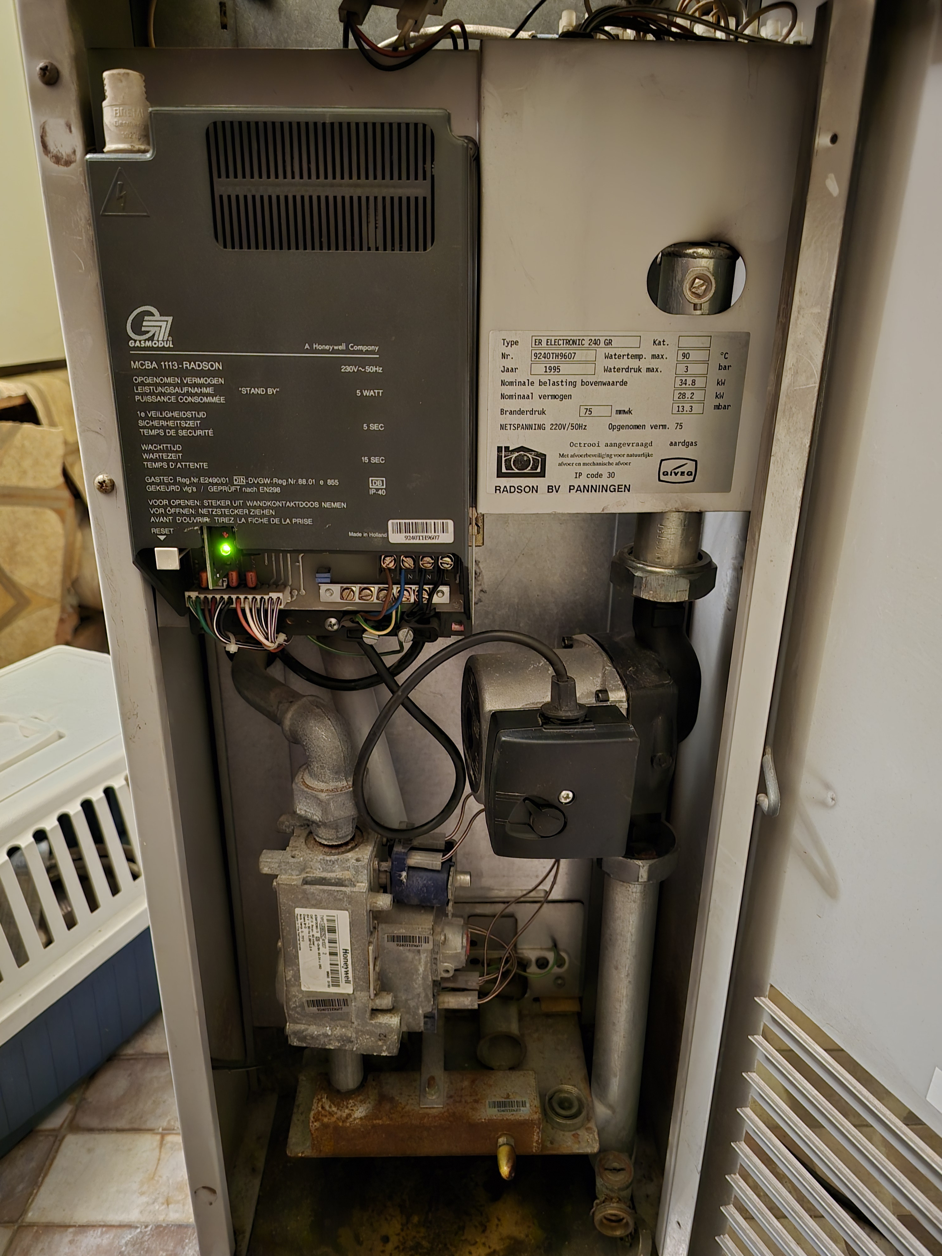 Viessmann F grzeje non-stop - jak naprawić sterowanie Radson ER?