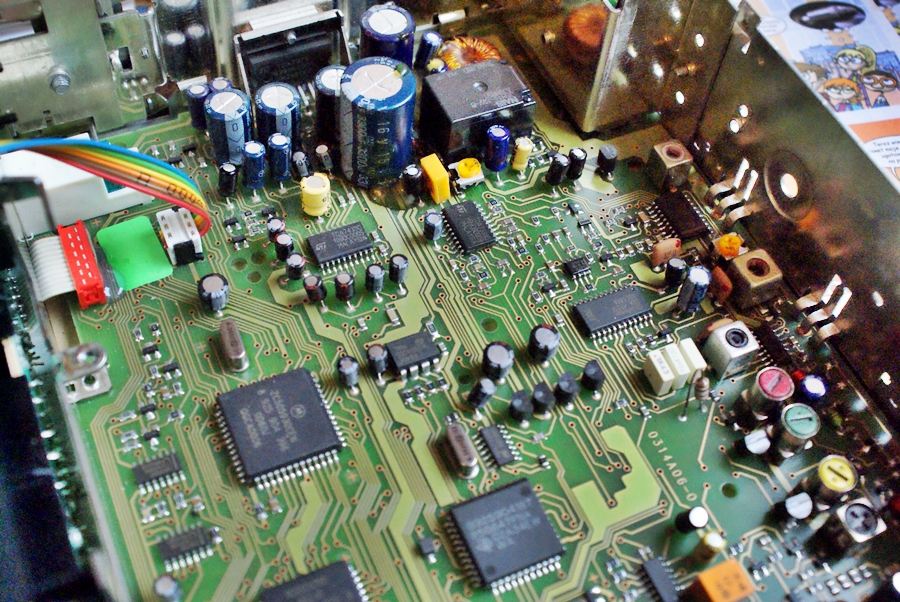 Jak przerobić radio CAR300 Blaupunkt z układem TDA7433D na AUX?