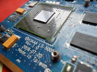 NVIDIA GeForce GT 230M - spalona uszkodzona karta graficzna NVIDIA ...