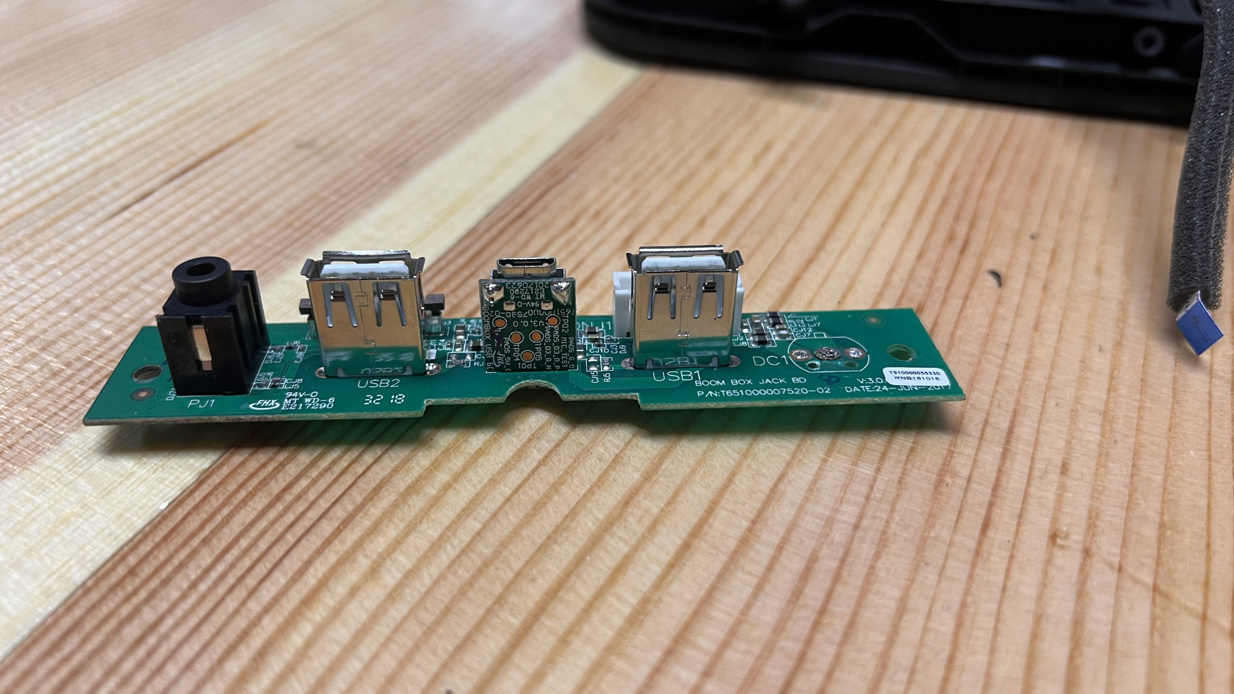 JBL BOOMBOX 1 gen. - kompatybilność wsteczna płytki zasilającej