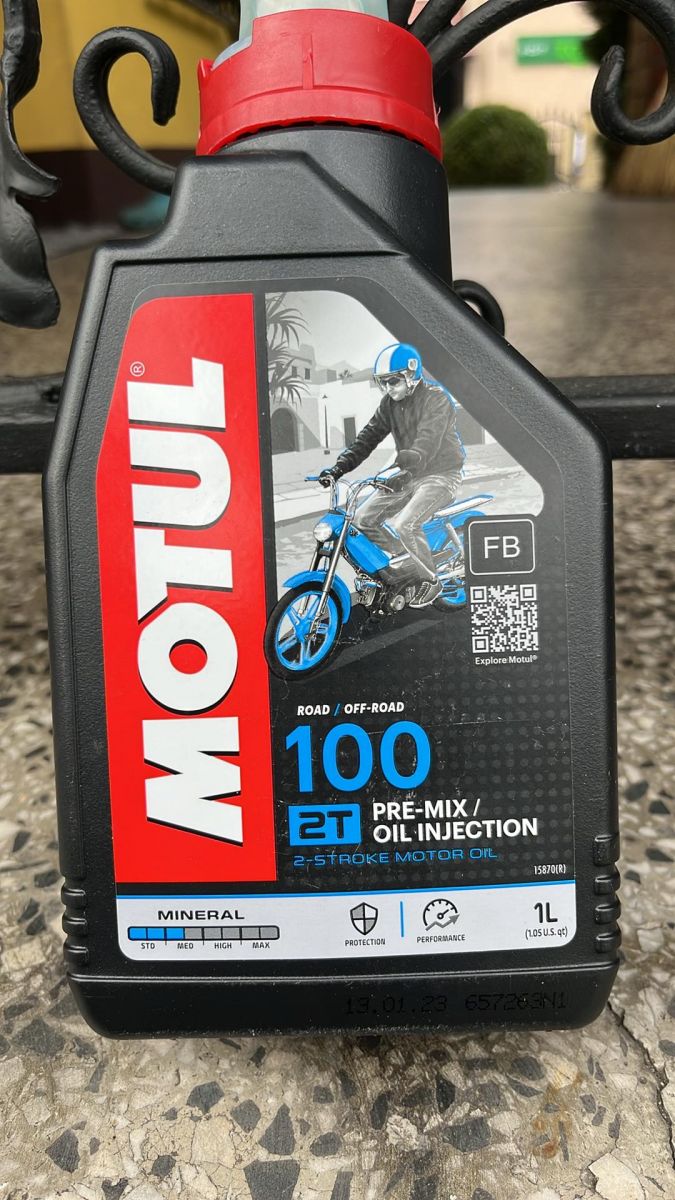 Czy olej do mieszanki paliwowej nadaje się do silnika KTM 85 SX?