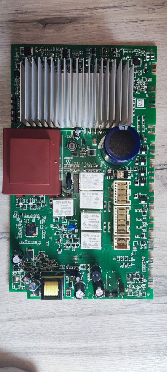 Indesit Aqualtis AQD1070D69EUA - Identyfikacja układu UH7 i oporu przy ...