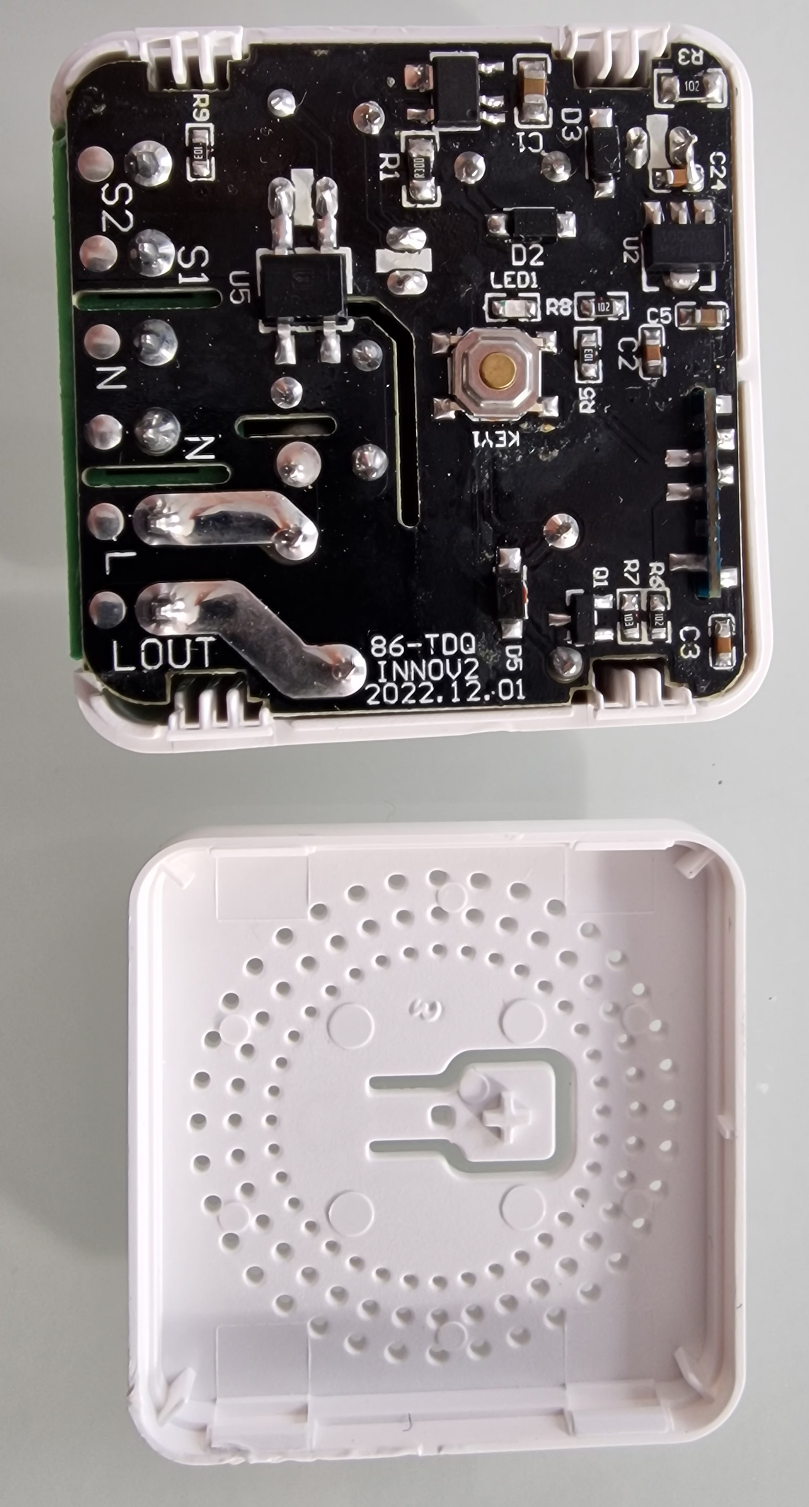 New entry for IoT device teardowns list: 16A WIFI Mini Smart Switch