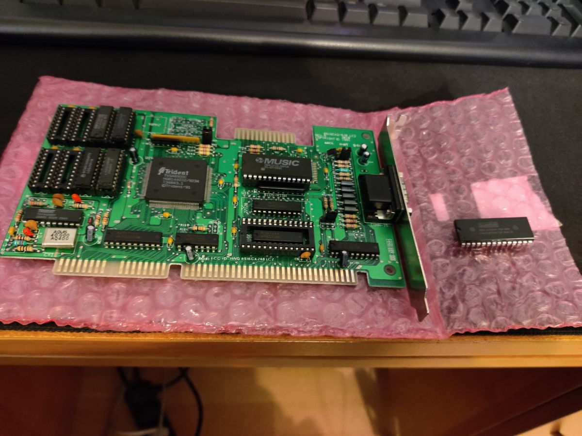 [Poszukiwane] Kość BIOS dla karty graficznej Trident TVGA 8900C