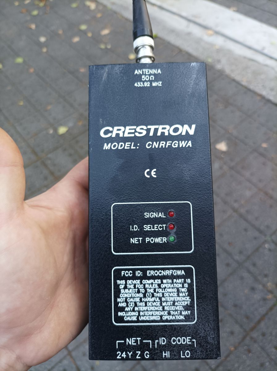 Identyfikacja i zastosowanie nieznanych elementów - zdjęcia w załączniku