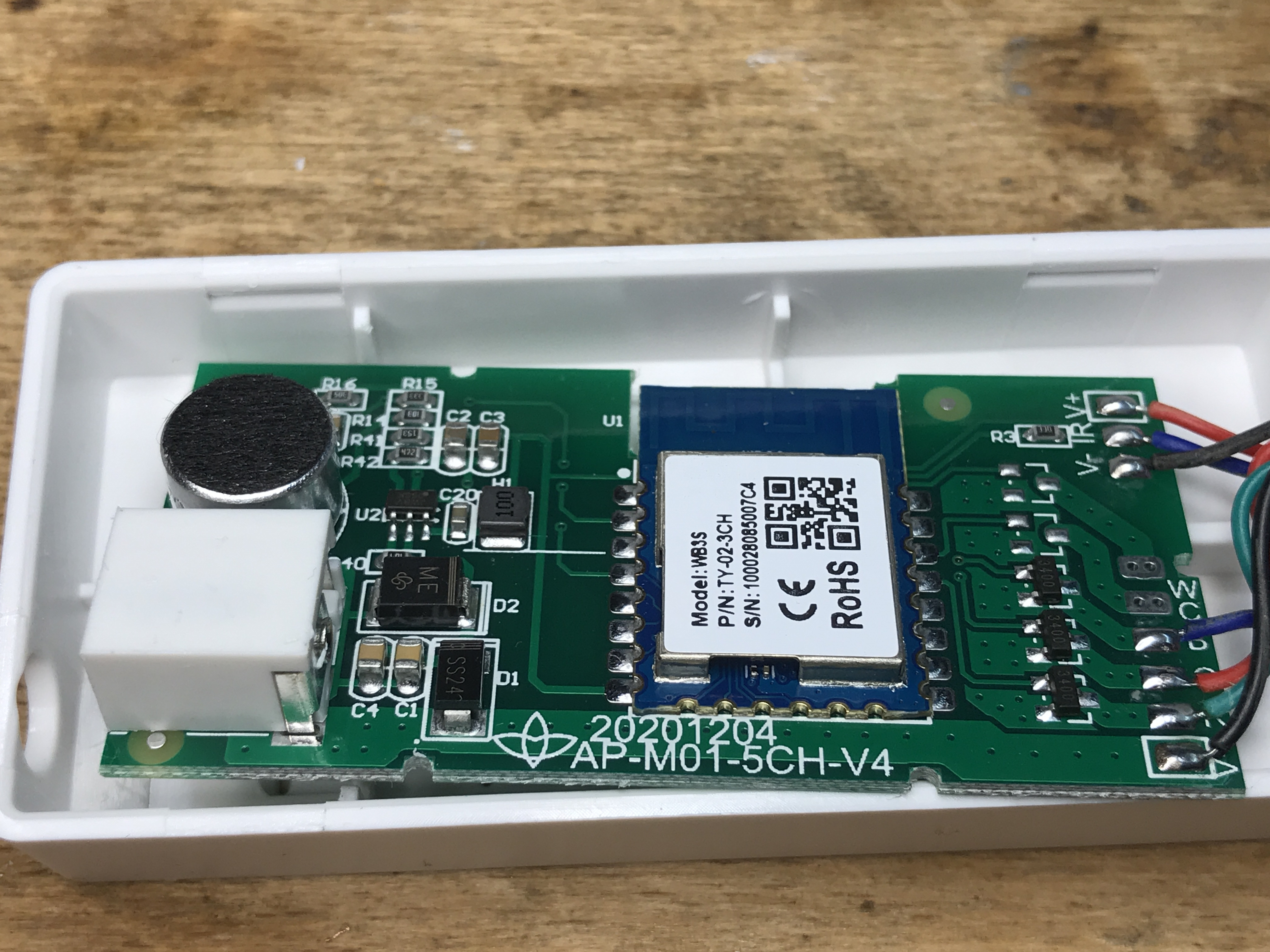 [BK7231T] WiFi RGB LED controller with IR remote control masterLED AIP ...