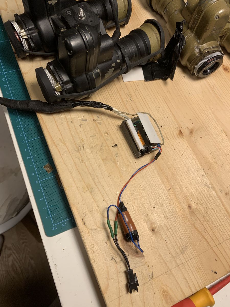 Zmodernizowanie noktowizorów PNV-57e - stworzenie zasilacza do ...