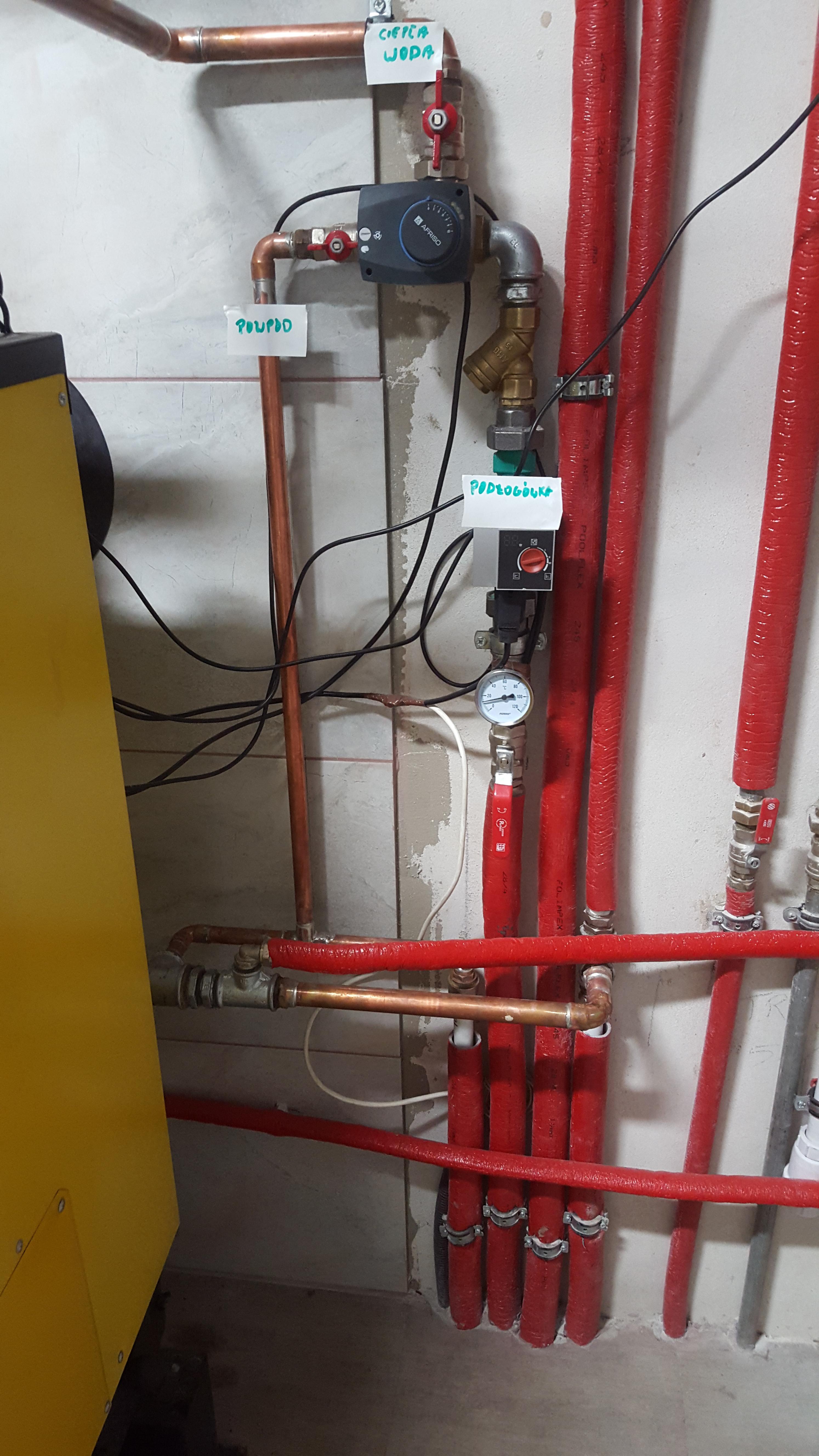 [Inne] schemat podłączenia ogrzewania centralnego z podlogowka