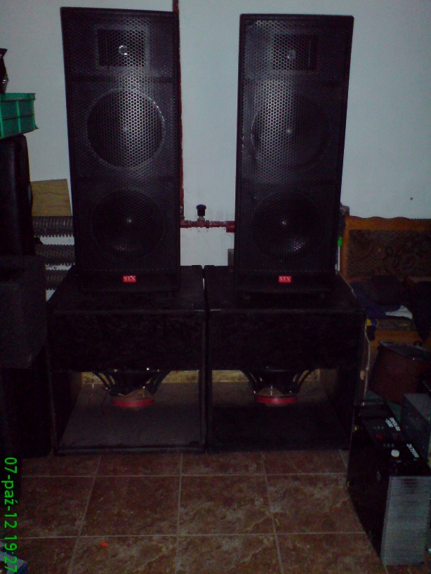 [Sprzedam] basy cubo 15 = stx 15.3.800.8 oraz końcówki mocy 2x300 ...