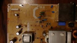 Samsung PS60E530 nie włącza się - brak napięcia na pinie SYBY, schemat?