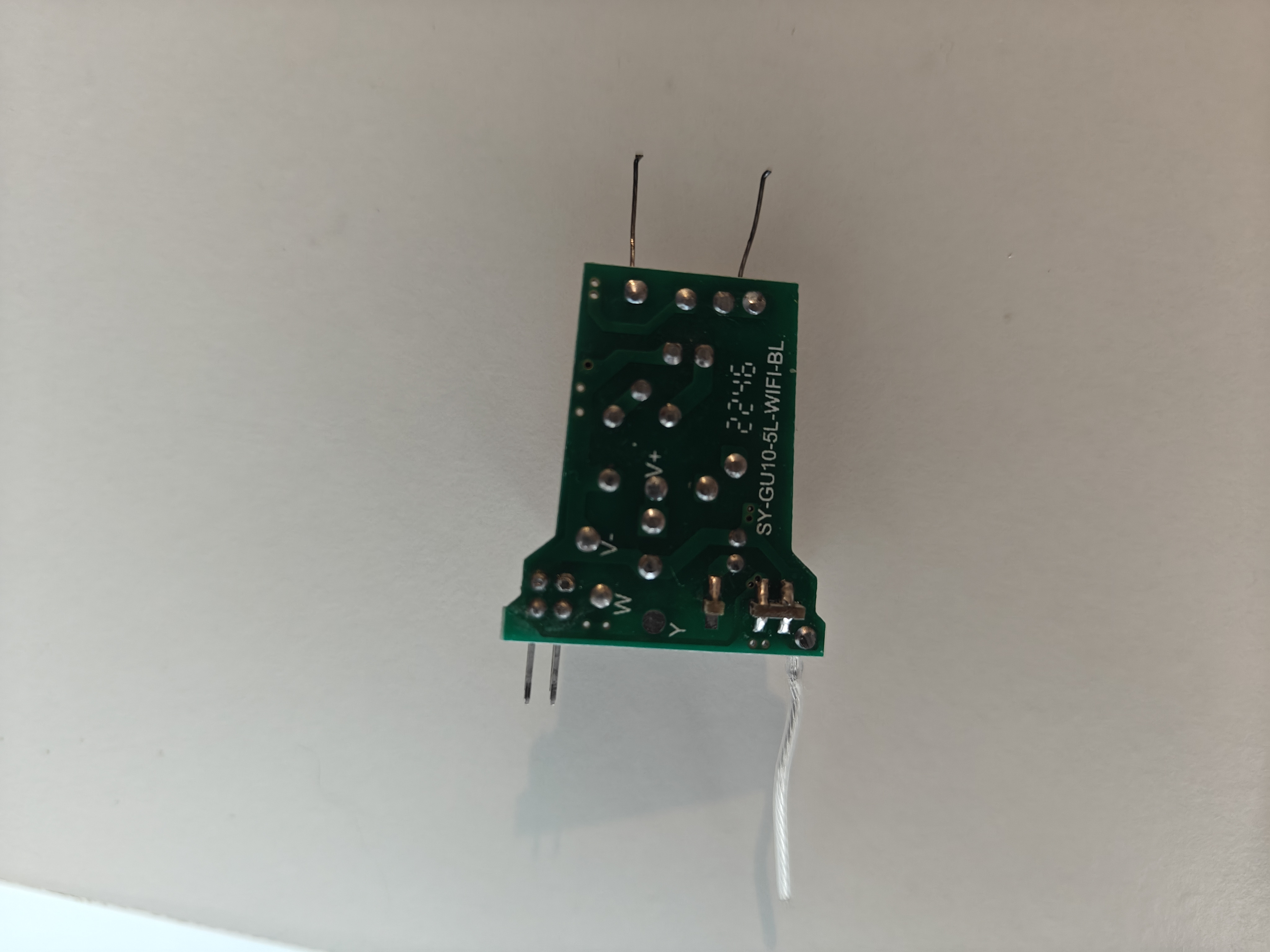 [BK7231N/CBLC5] Difference Between WiFi and Bluetooth Versions of GU10 Tuya RGBCW Bulb [BP5758D]?